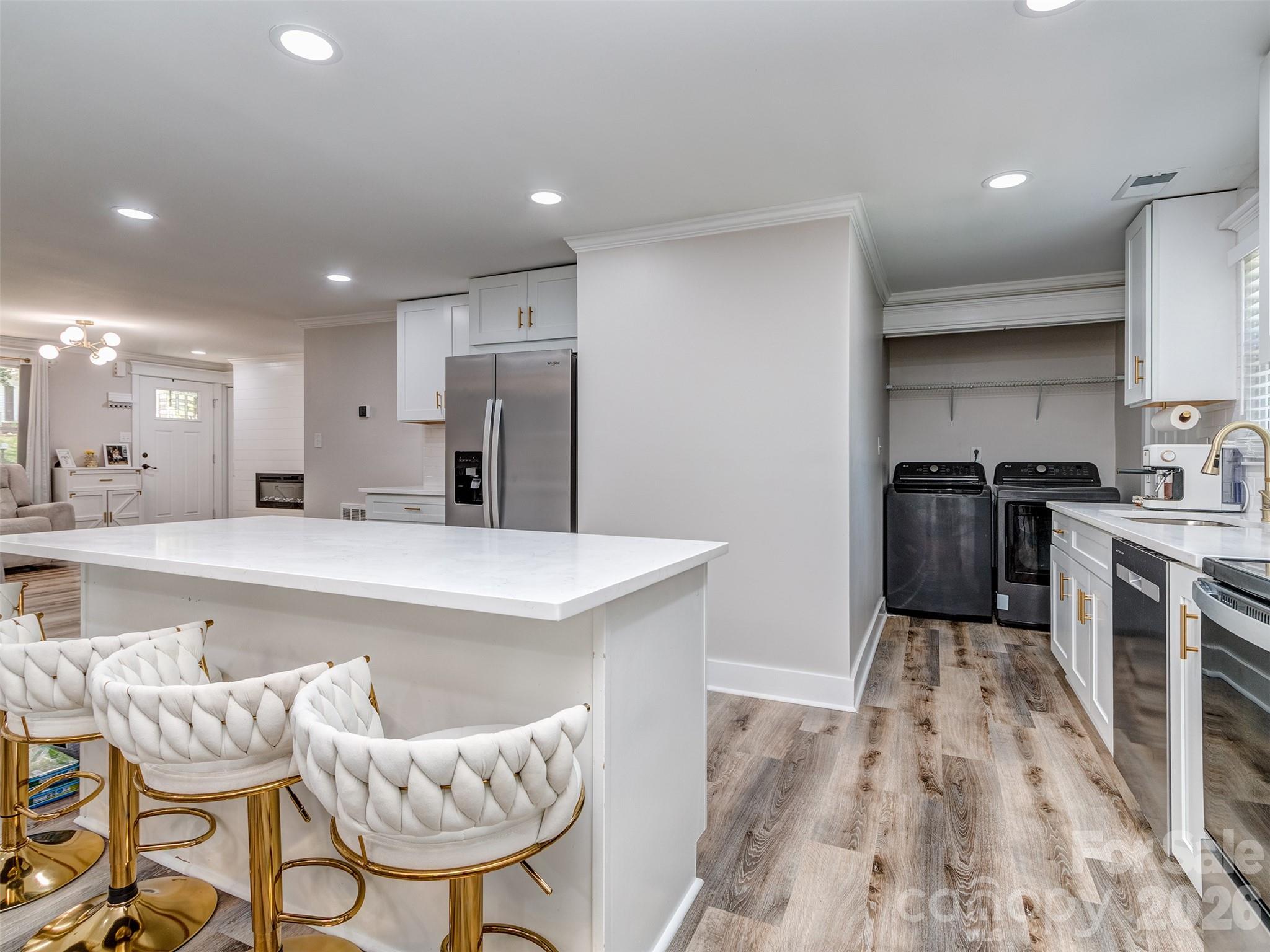 Photo 7 of 6821 Saddle Point Road, Charlotte, NC