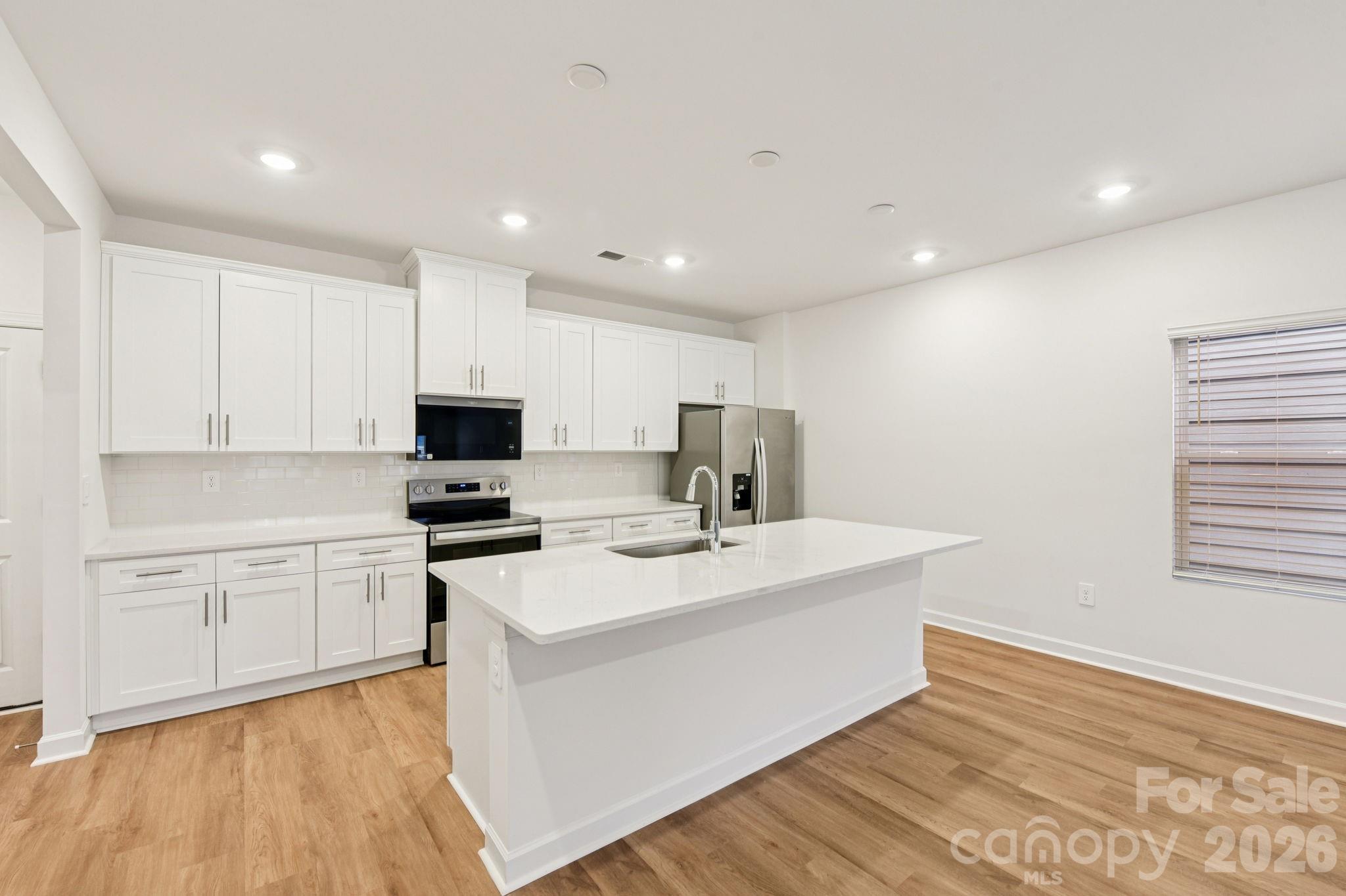 7268 Yardley Street, Gastonia, NC - photo 4 of 25