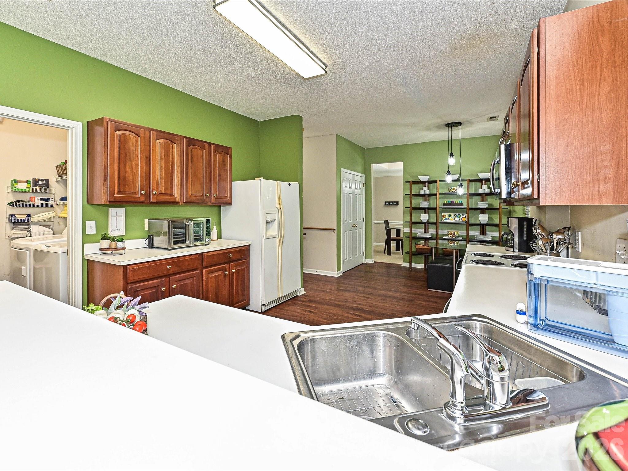 Home for sale at 6719 Reedy Creek Road, Charlotte, NC — photo 15 of 36