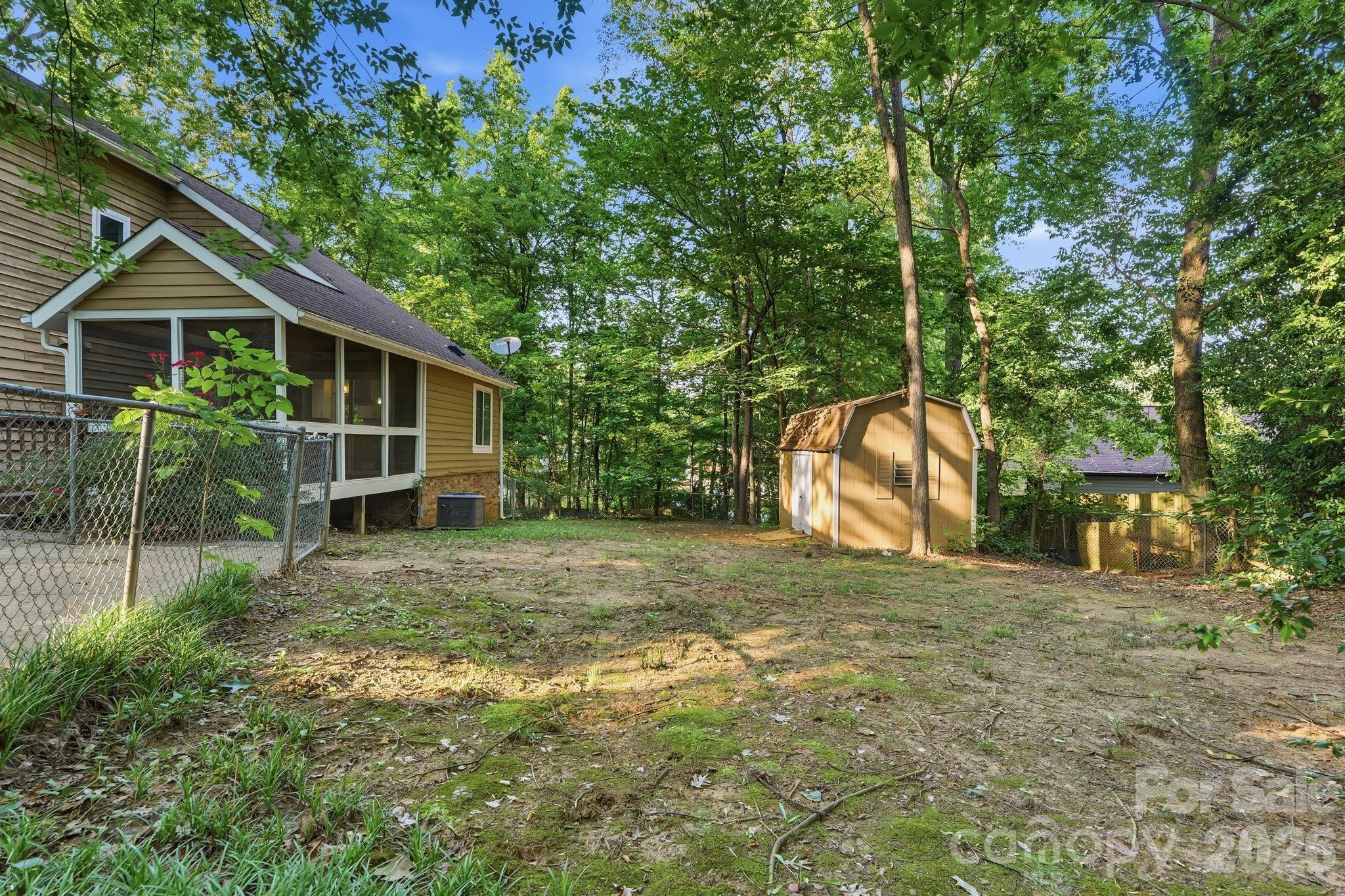 Home for sale at 7401 Park Vista Circle, Charlotte, NC — photo 29 of 33