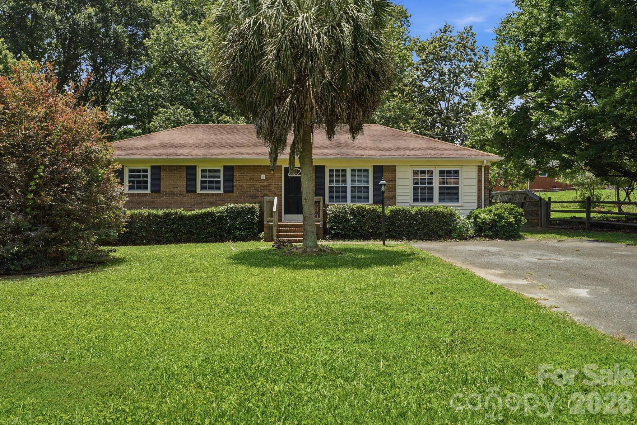 218 Drye Lane, Matthews, NC