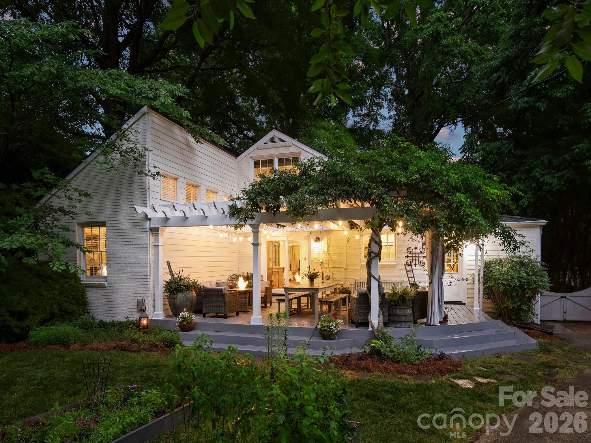 Photo 35 of 2126 Cumberland Avenue, Charlotte, NC