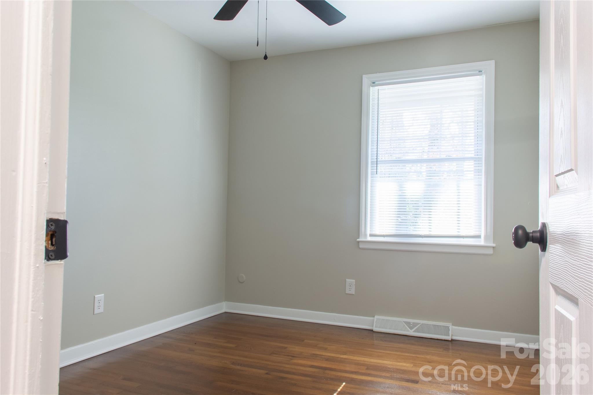 2854 Burbank Drive, Charlotte, NC - photo 11 of 18