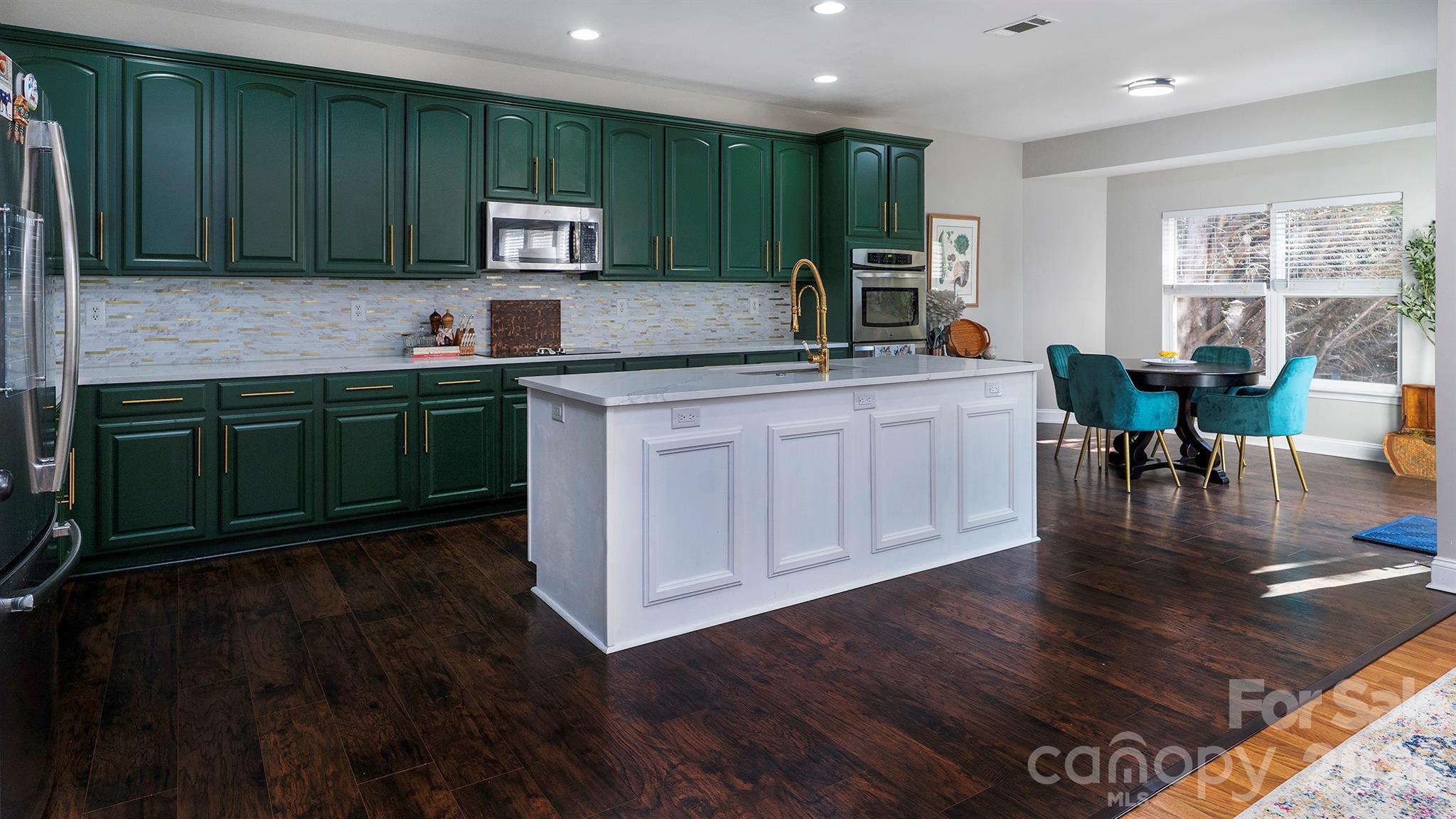 6934 Evanton Loch Road, Charlotte, NC - photo 9 of 32