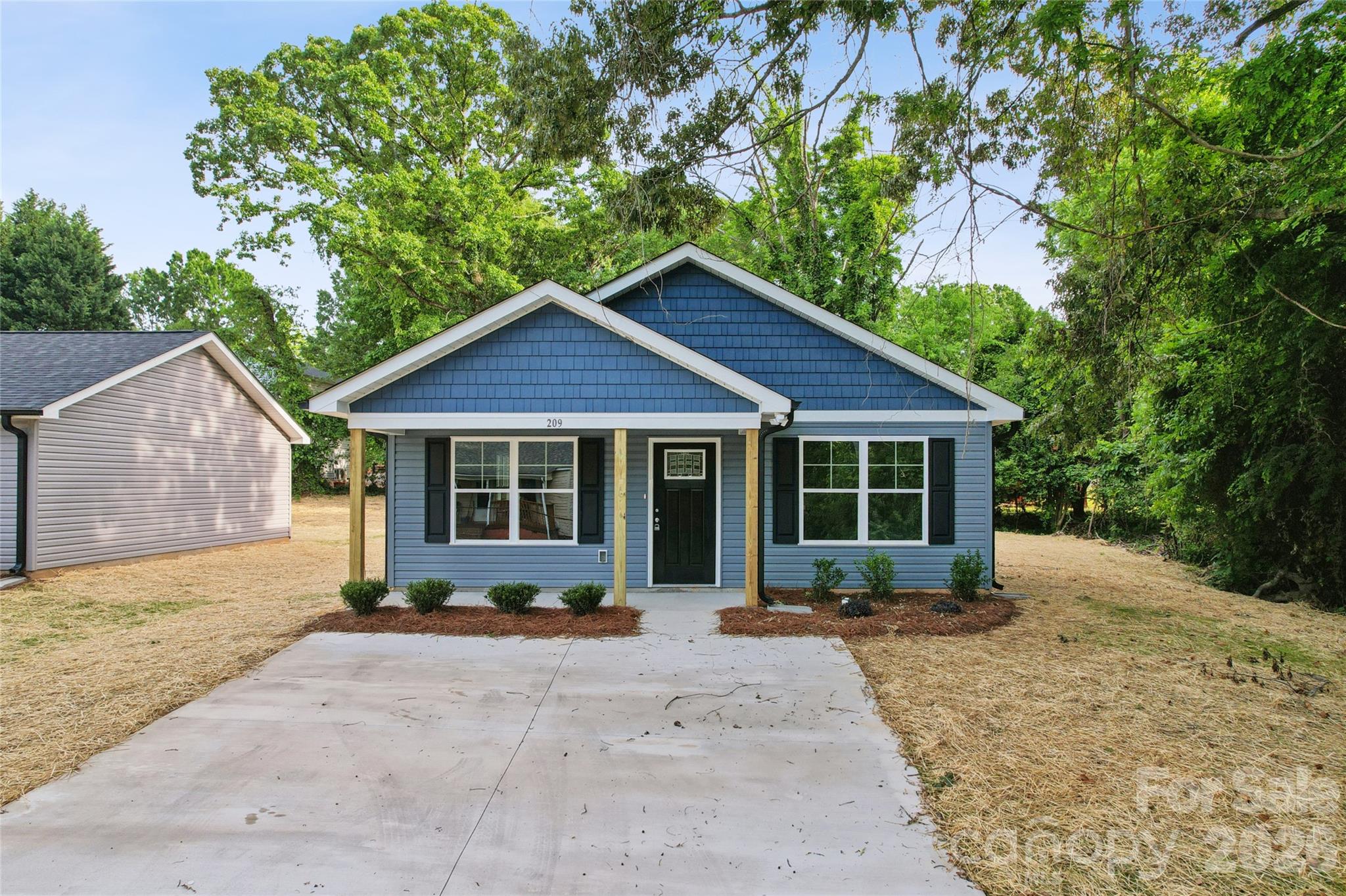 209 W 17th Street, Kannapolis, NC