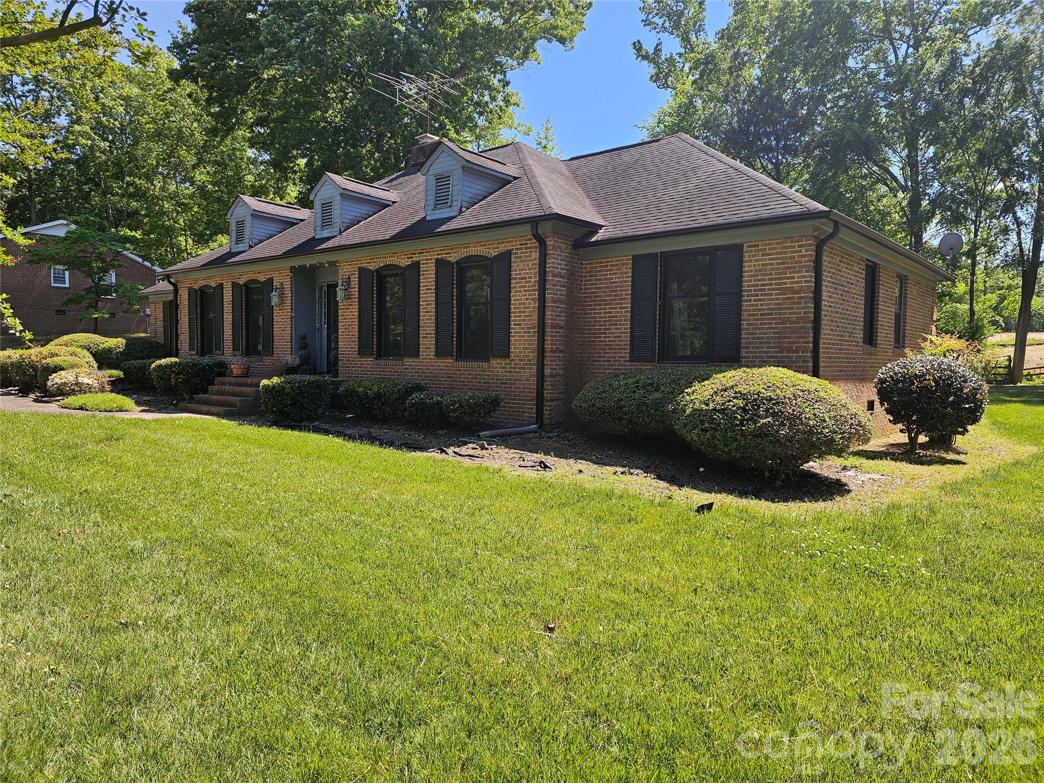 Photo 2 of 1108 Oak Hill Drive, Monroe, NC