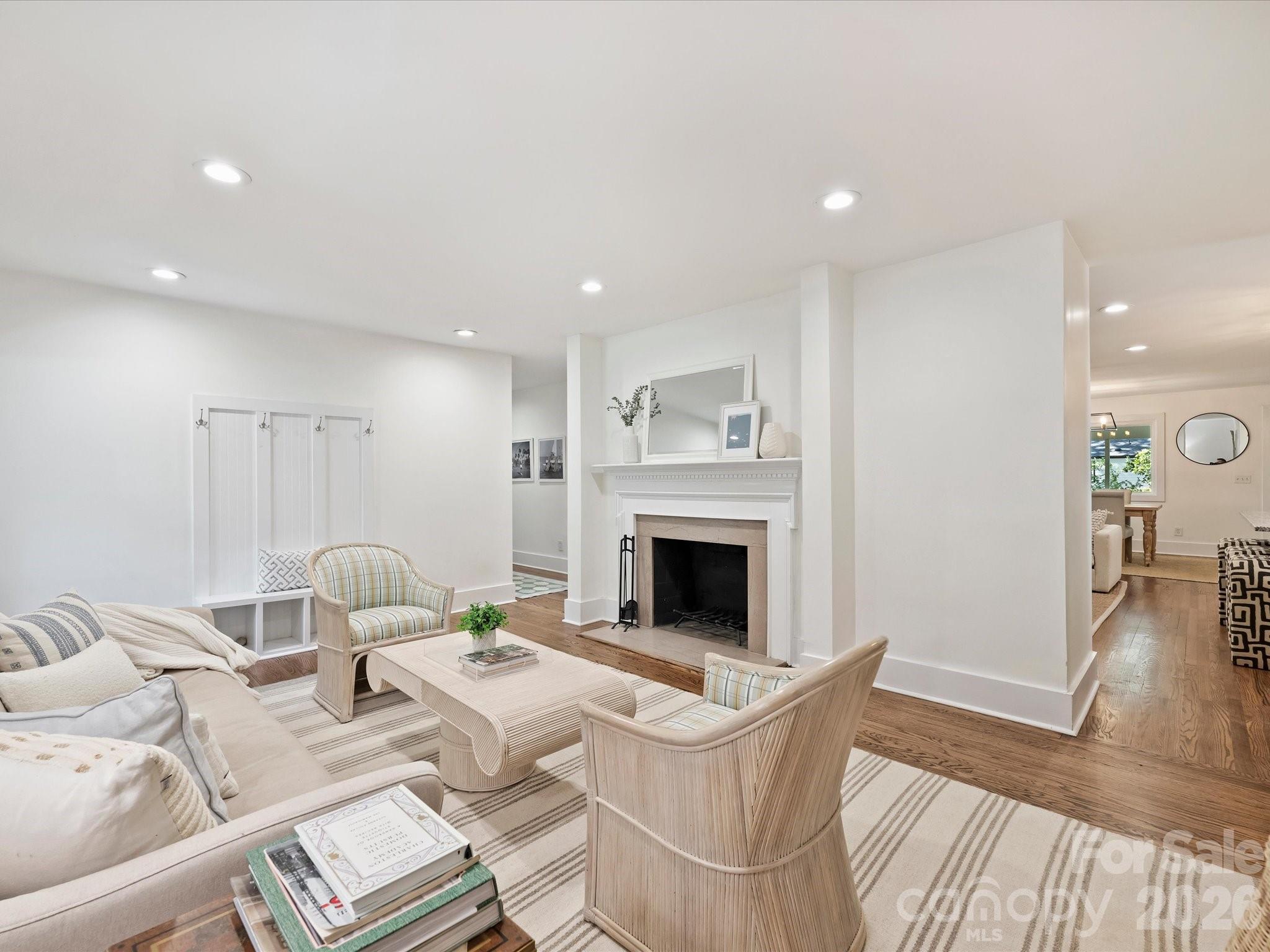 Photo 4 of 6610 Burlwood Road, Charlotte, NC