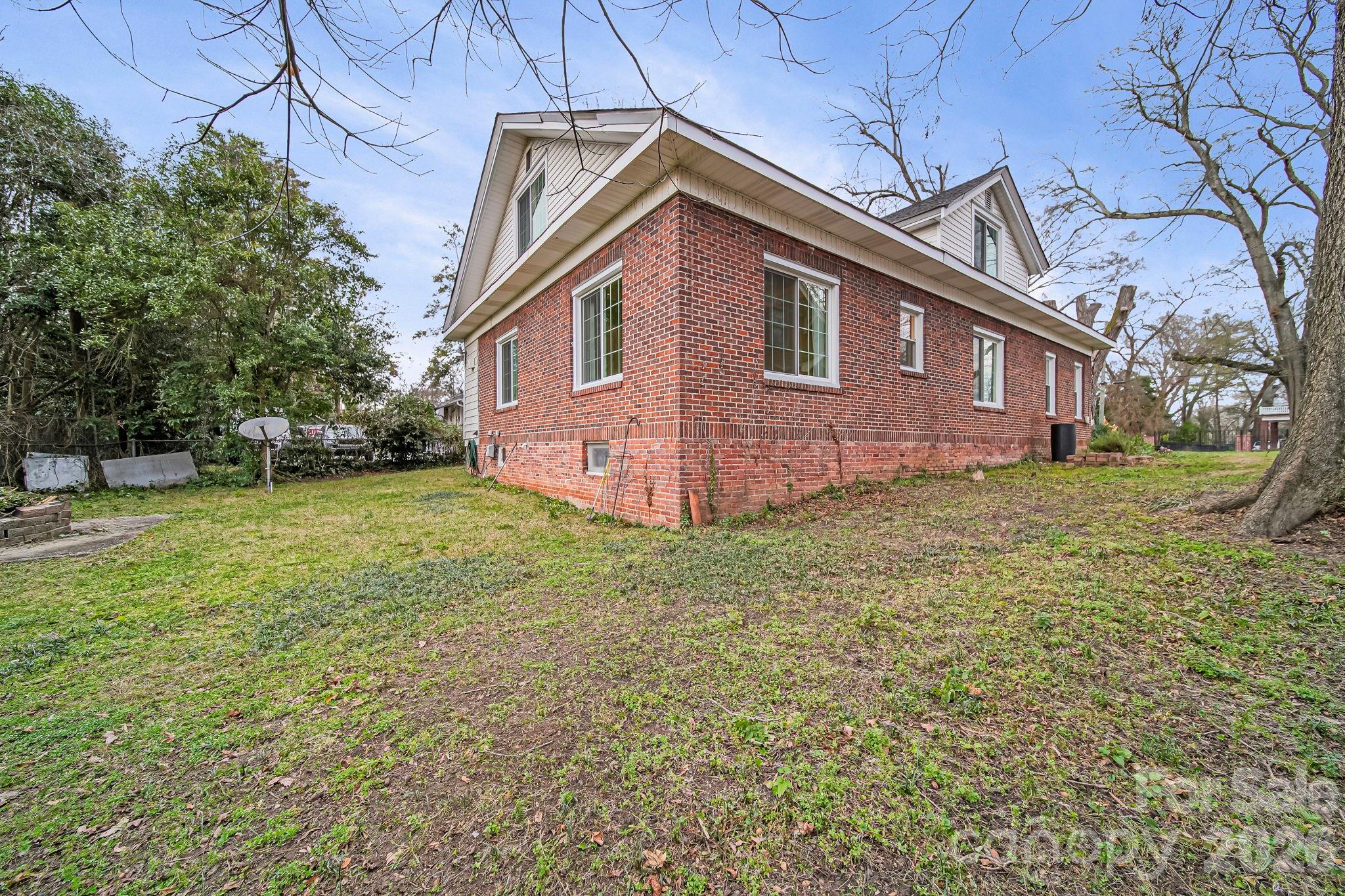 707 S York Street, Gastonia, NC - photo 38 of 39