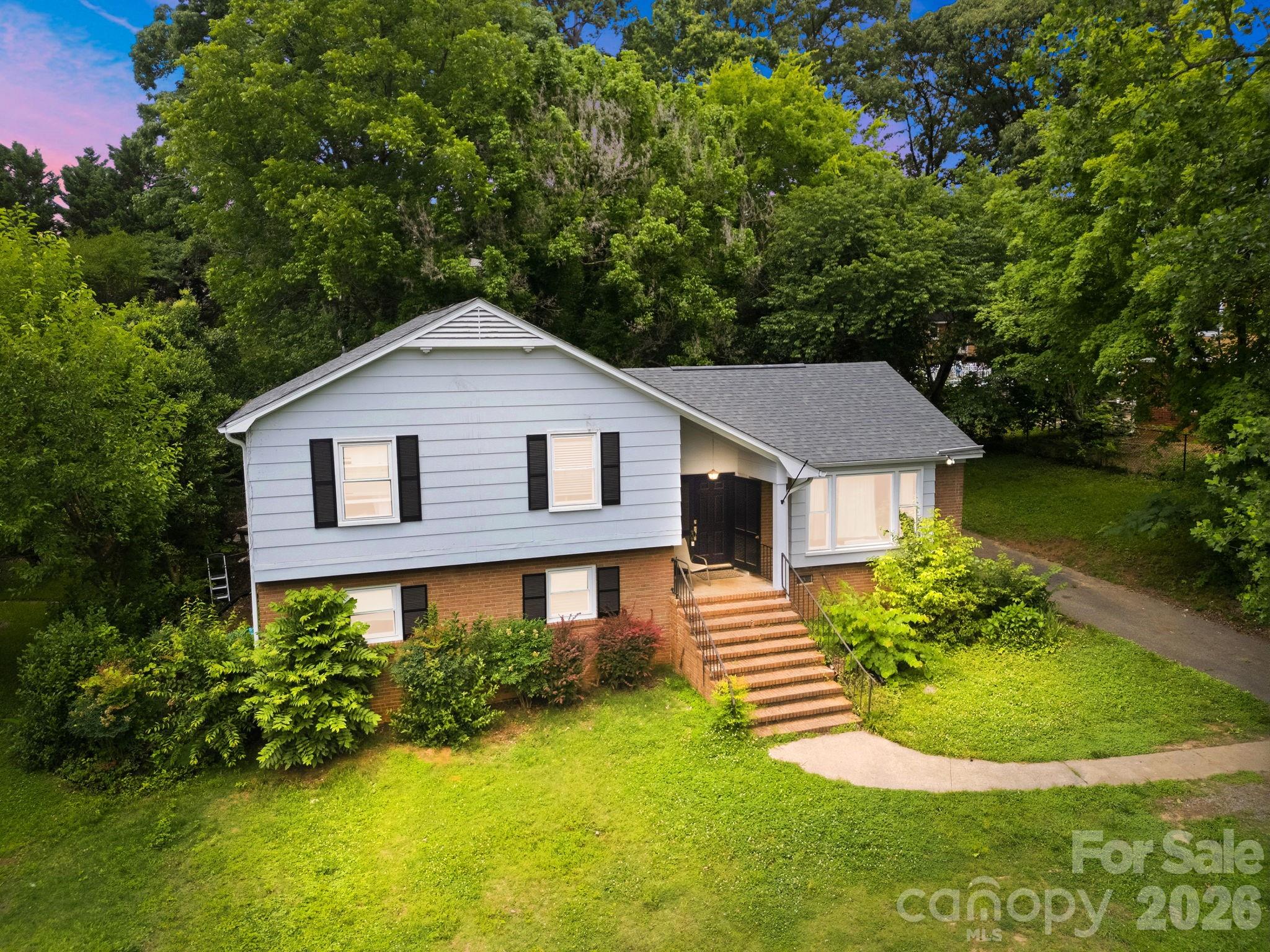 Home for sale at 9201 Sandburg Avenue, Charlotte, NC — photo 1 of 48
