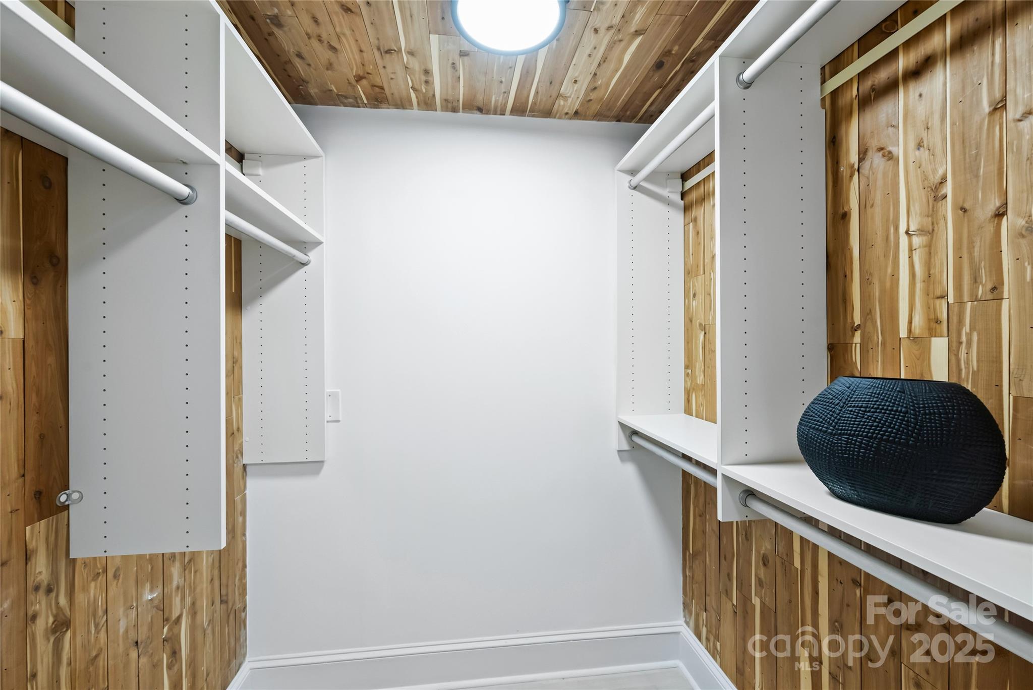 Photo 33 of 127 N Tryon Street615, Charlotte, NC