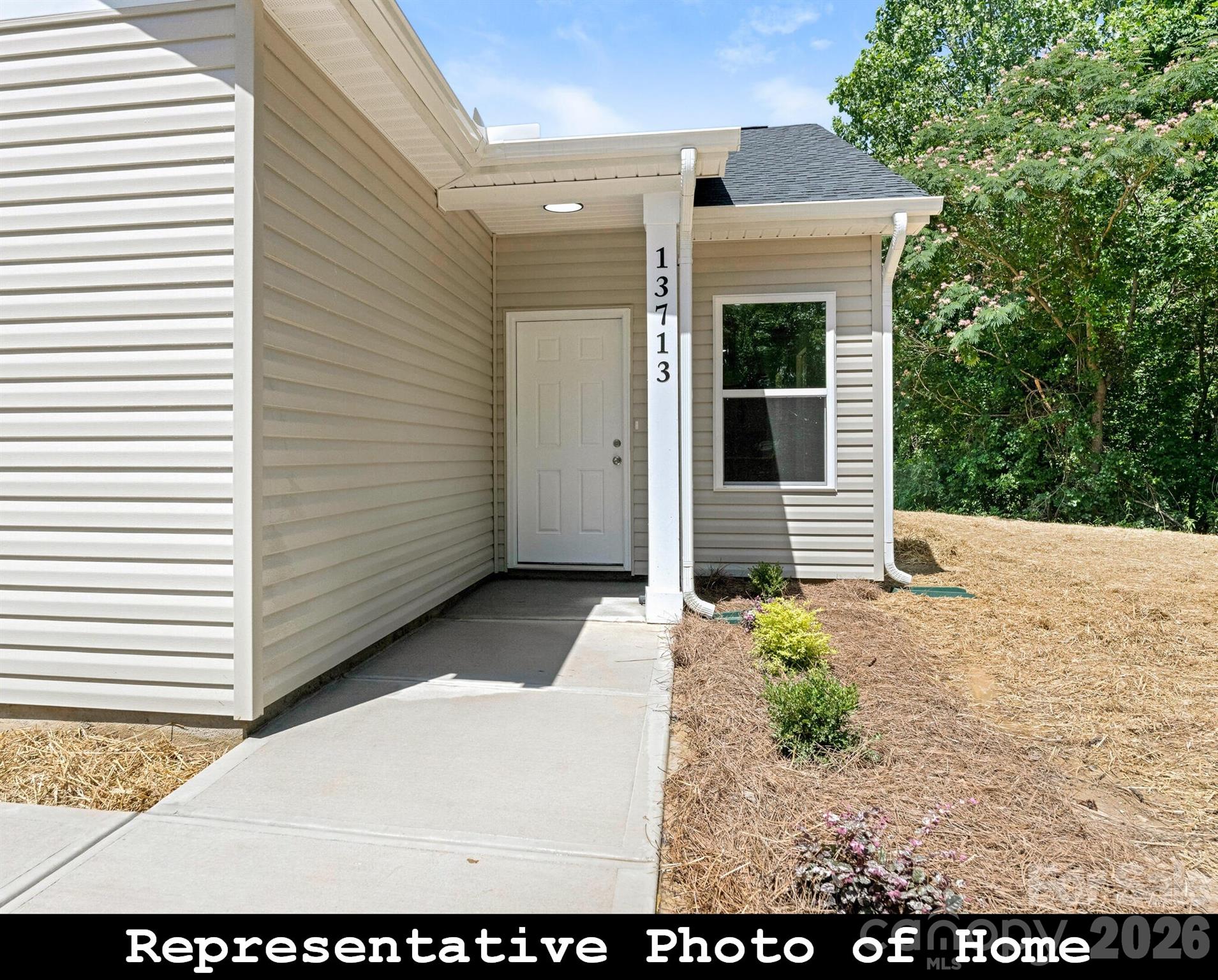 962 S Hoskins Road, Charlotte, NC