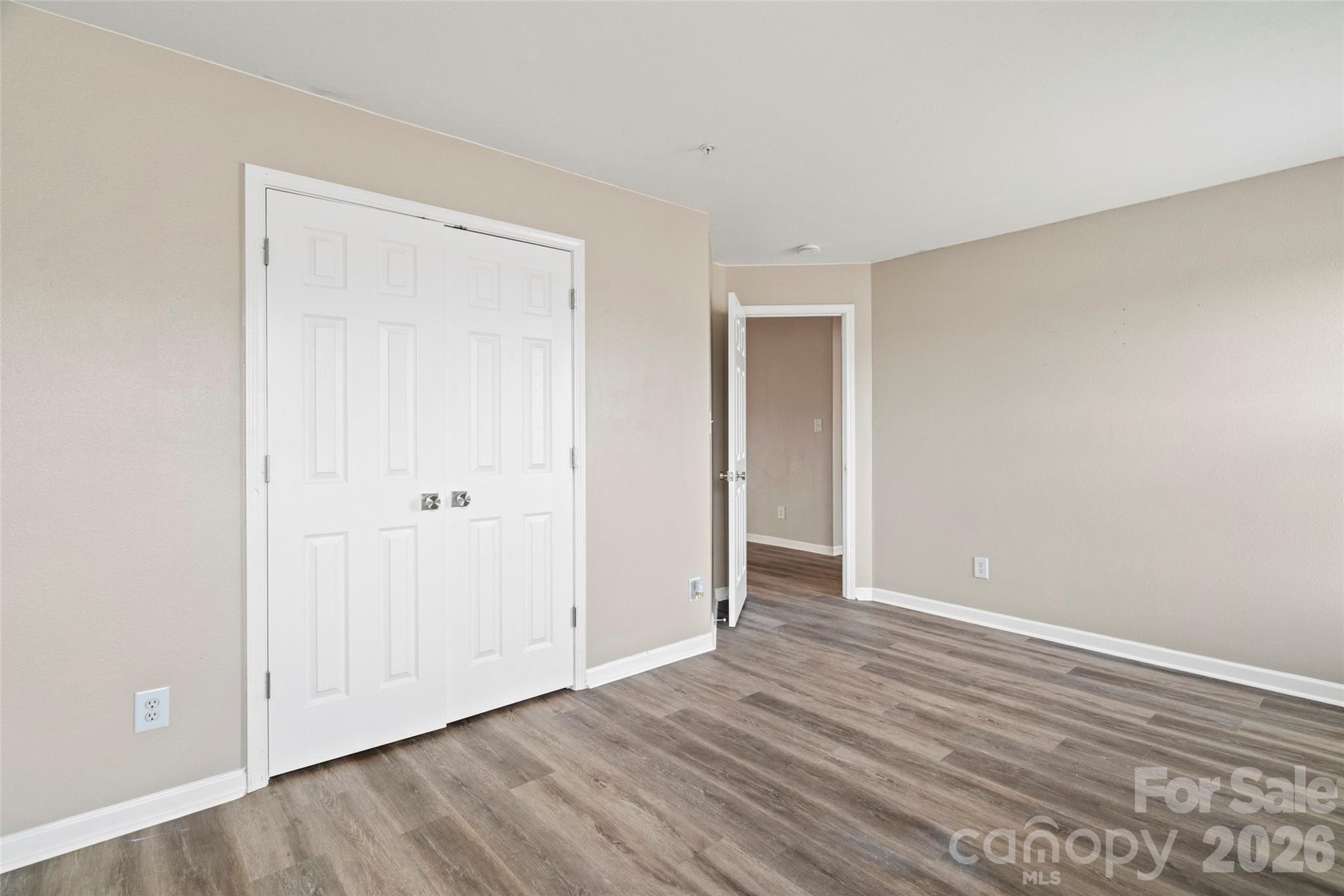 Photo 13 of 1134 Plaza Walk Drive, Charlotte, NC