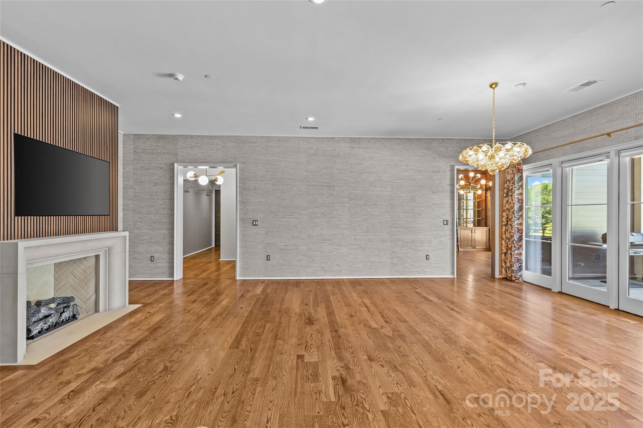 Photo 13 of 1172 Queens Road, Charlotte, NC