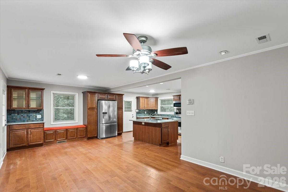 Photo 8 of 7328 Everett Drive, Charlotte, NC