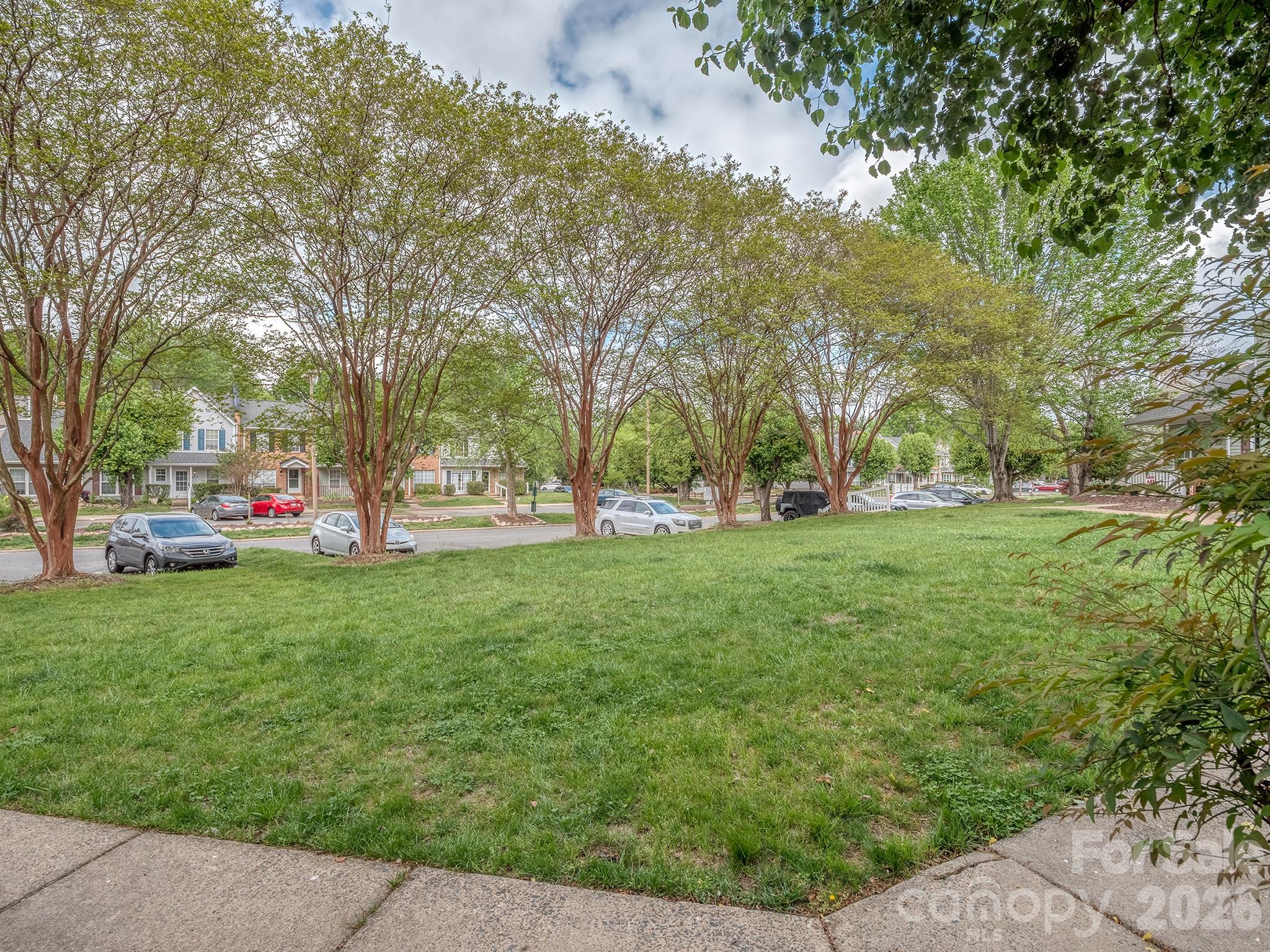 Photo 40 of 8211 Golf Ridge Drive, Charlotte, NC