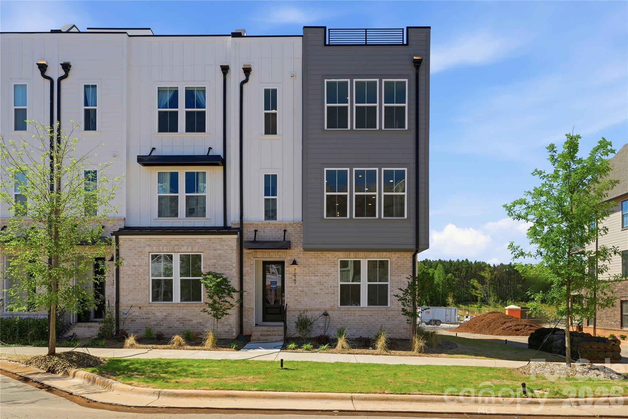 7029 Westrow Avenue107, Charlotte, NC