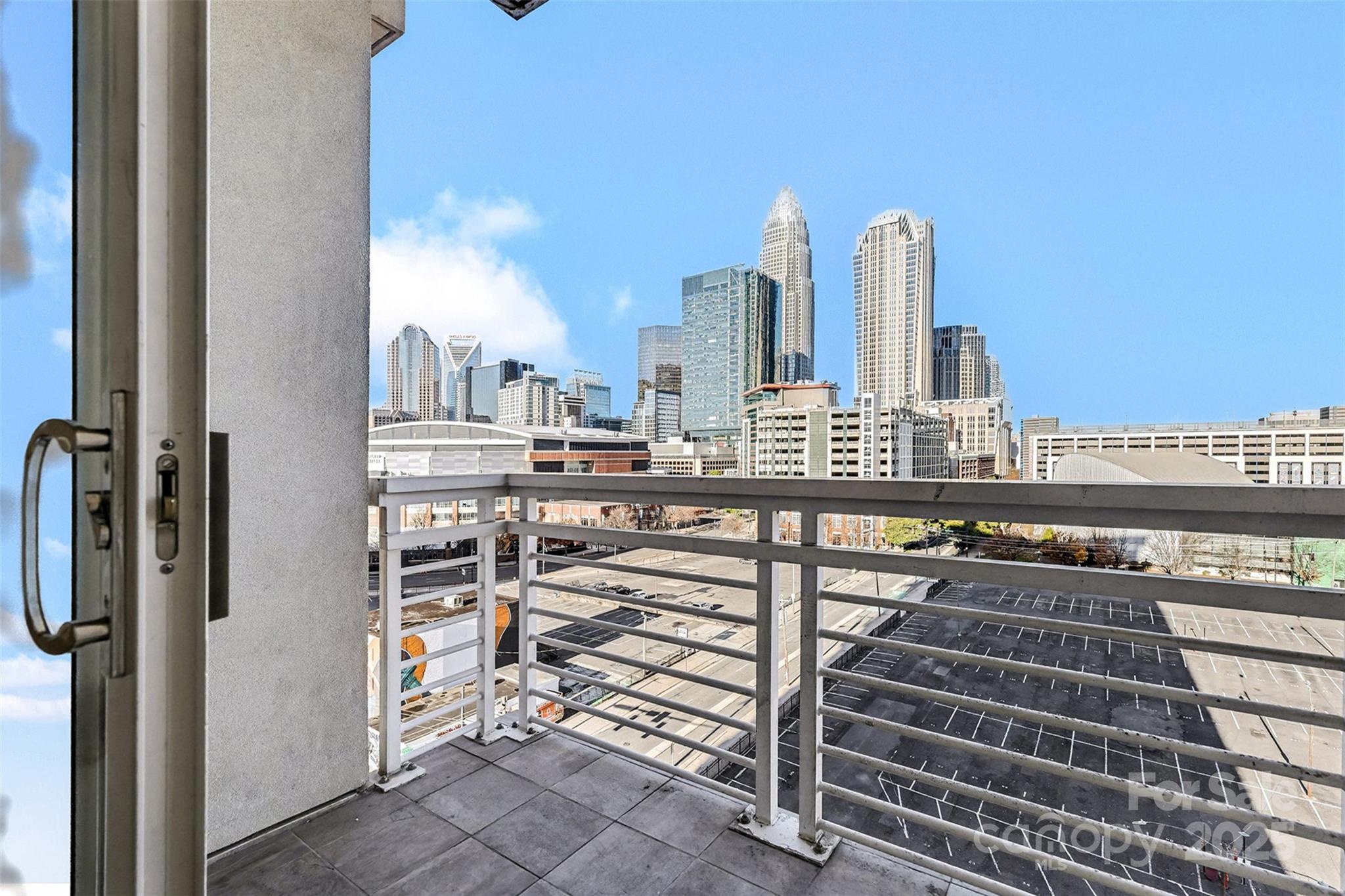 Photo 25 of 505 E 6th Street1003, Charlotte, NC