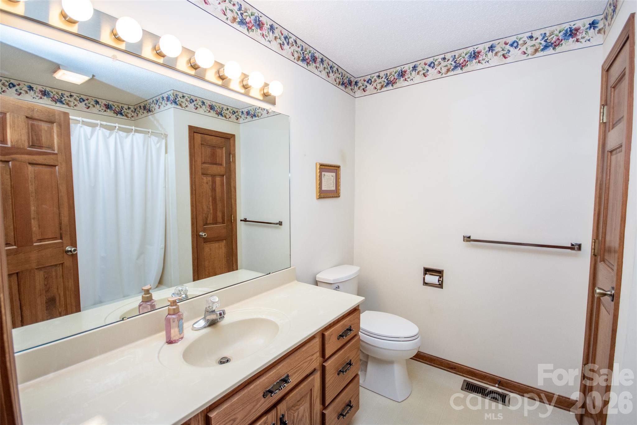 151 Meadow Oaks Drive, Statesville, NC - photo 12 of 38