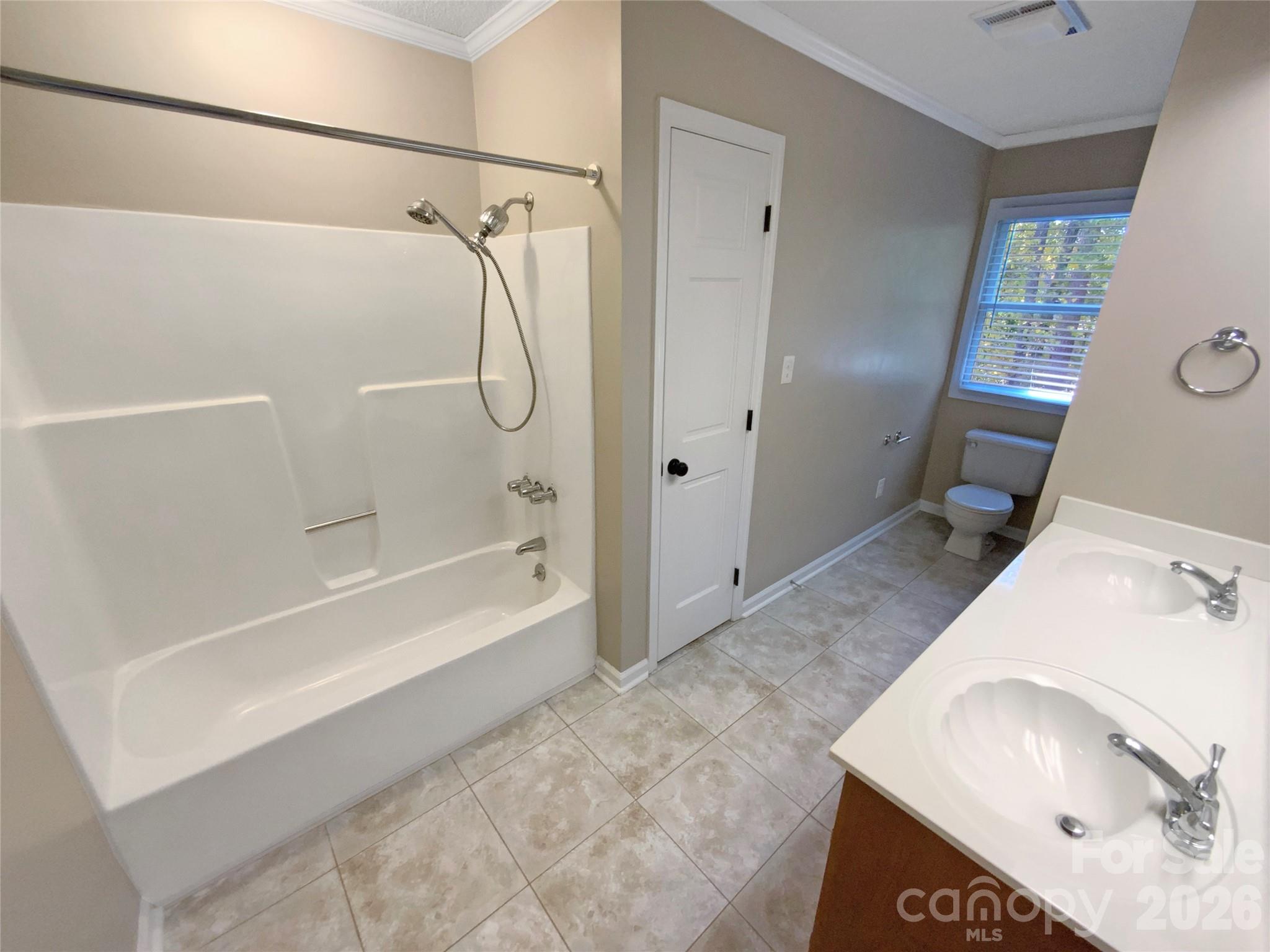561 Briarwood Lane, Lancaster, SC - photo 11 of 16