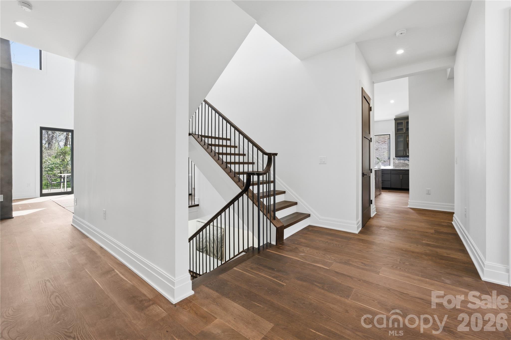 Photo 6 of 1423 S Wendover Road, Charlotte, NC