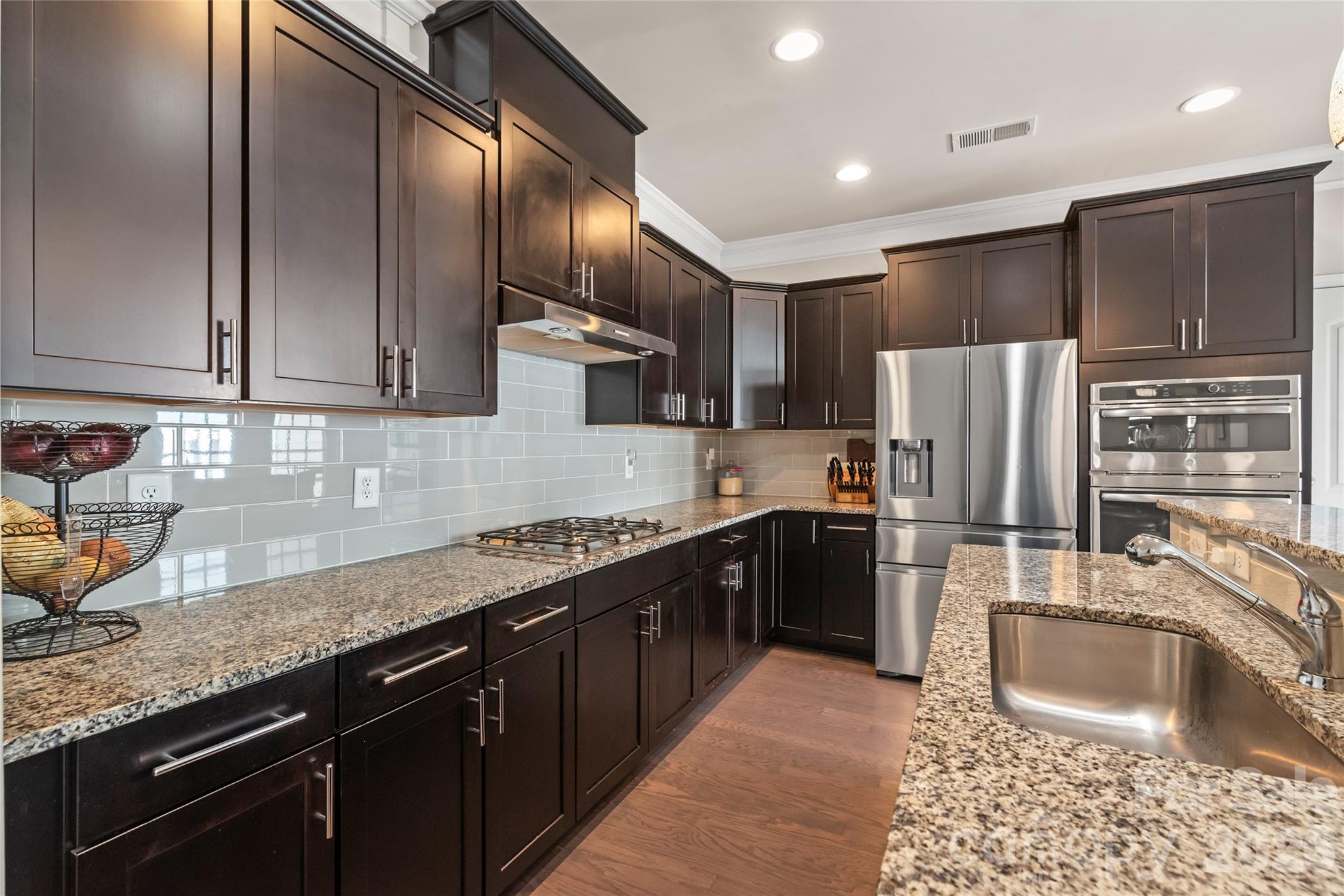 6446 Hove Road, Mint Hill, NC - photo 9 of 36