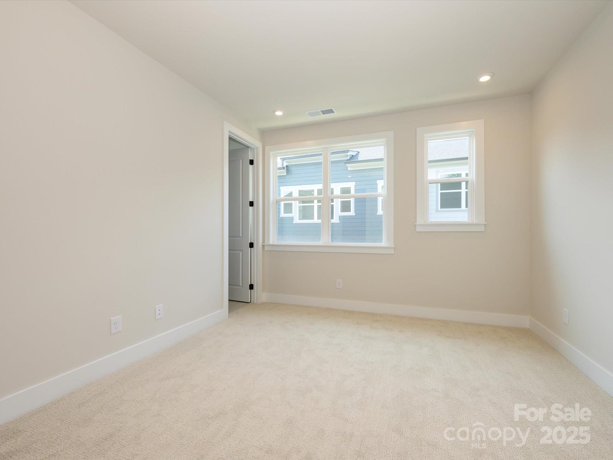 Photo 8 of 6009 Pivot Court, Charlotte, NC