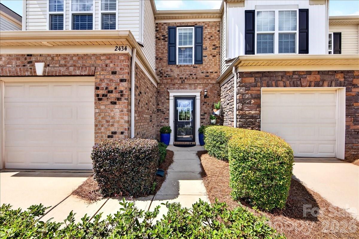 Photo 4 of 2434 Royal York Avenue, Charlotte, NC
