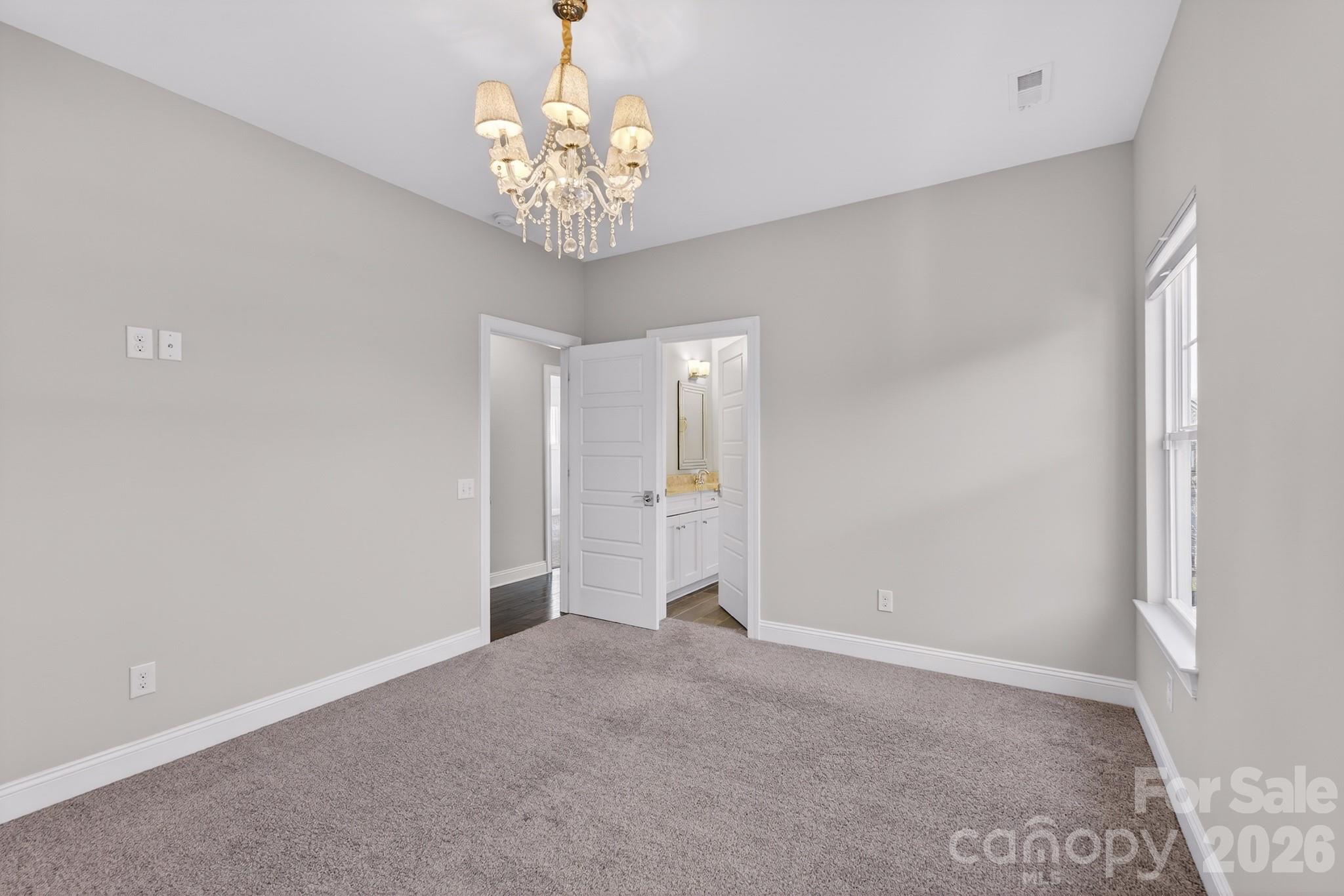 Photo 31 of 9815 Avenal Lane, Charlotte, NC