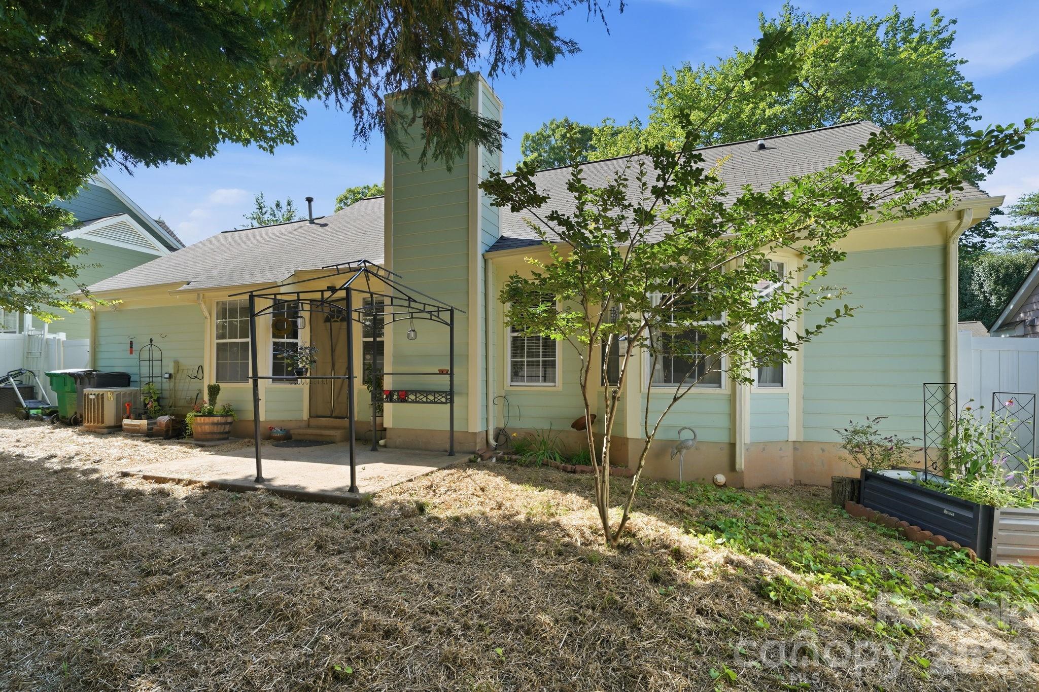 Photo 21 of 5701 Ebley Lane, Charlotte, NC