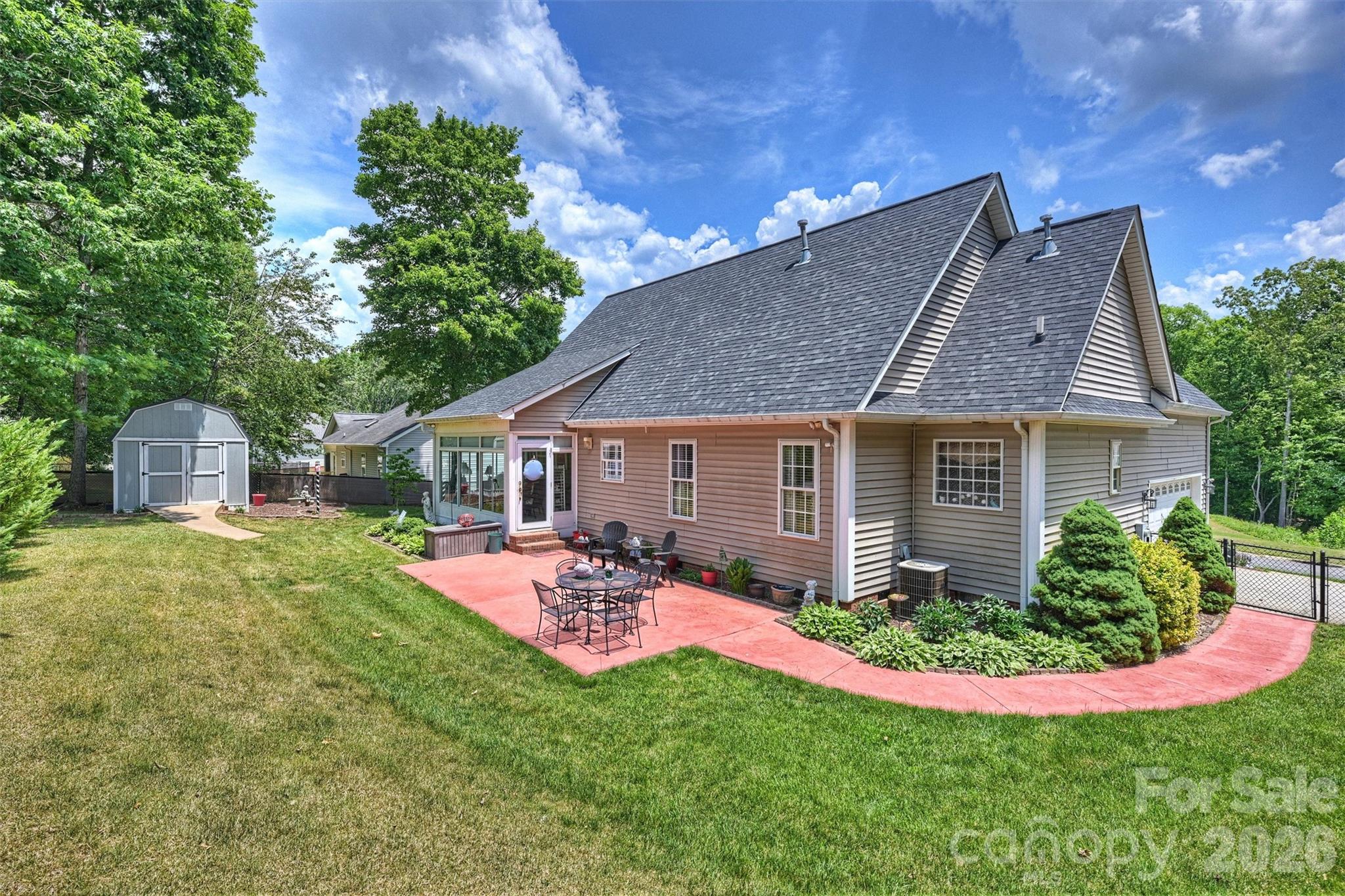 1302 Laurel Woods Drive, Gastonia, NC - photo 42 of 45