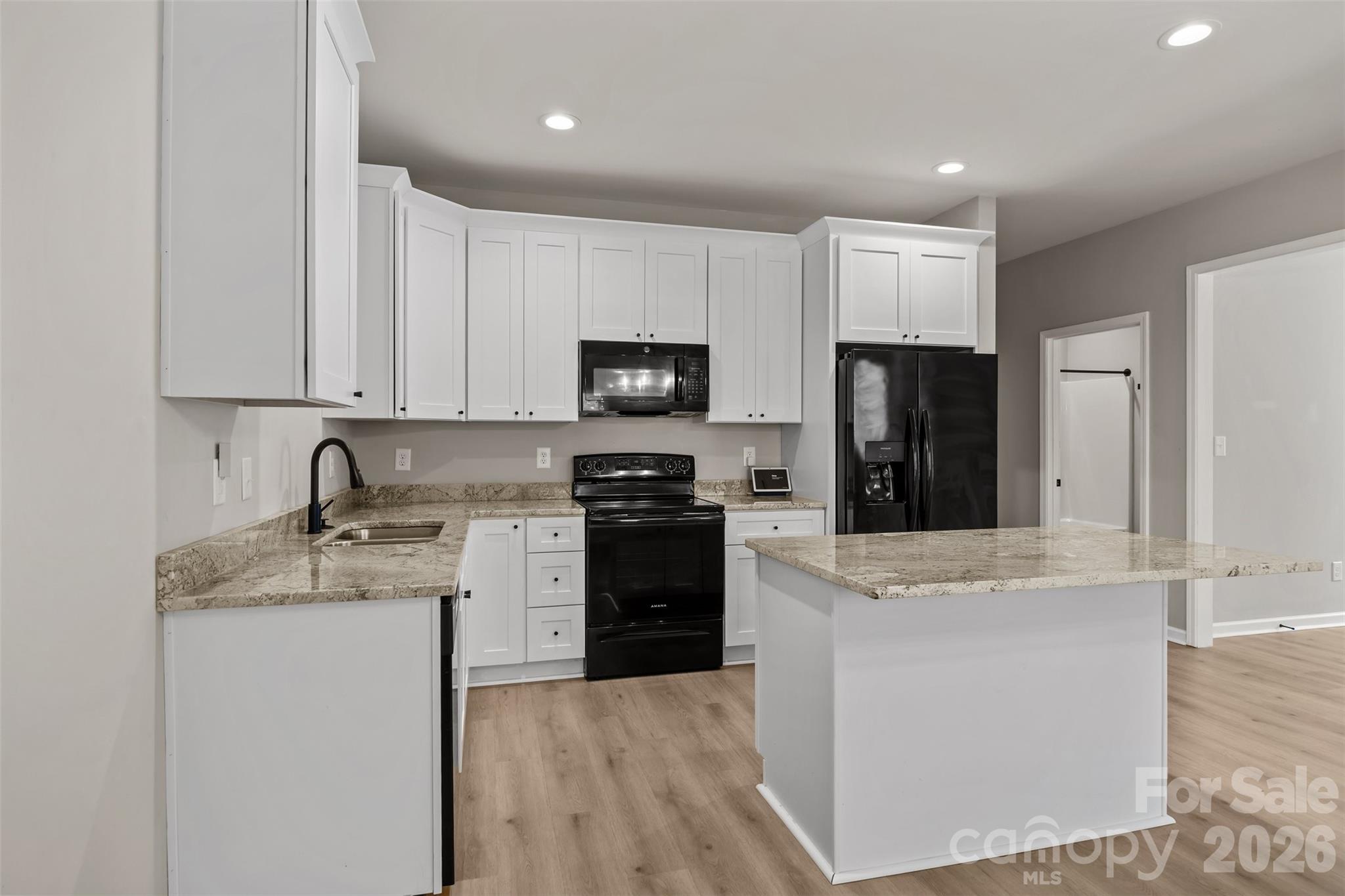 Photo 8 of 3130 Celia Avenue, Charlotte, NC