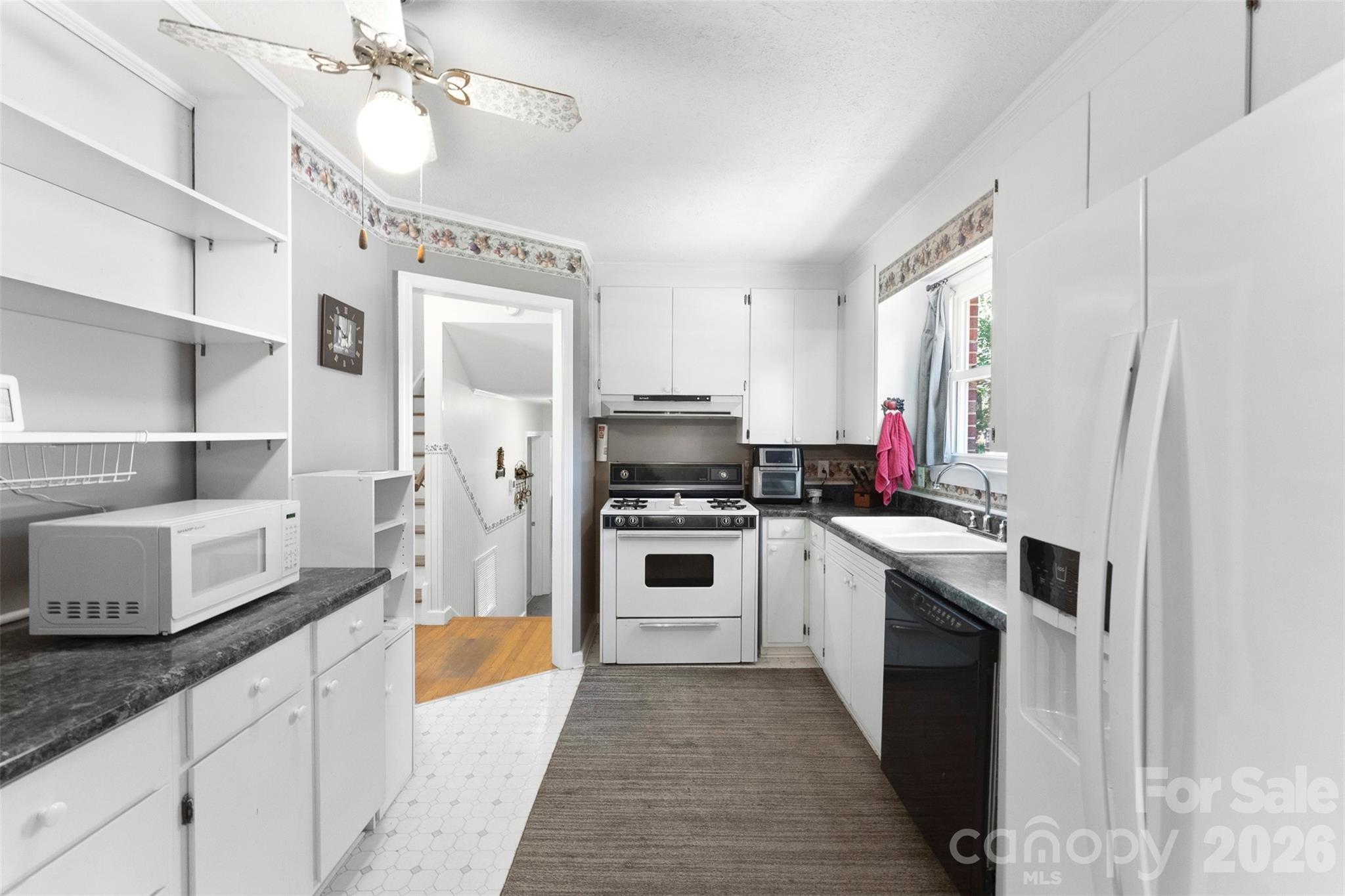 Photo 10 of 121 E Summersby Street, Fort Mill, SC