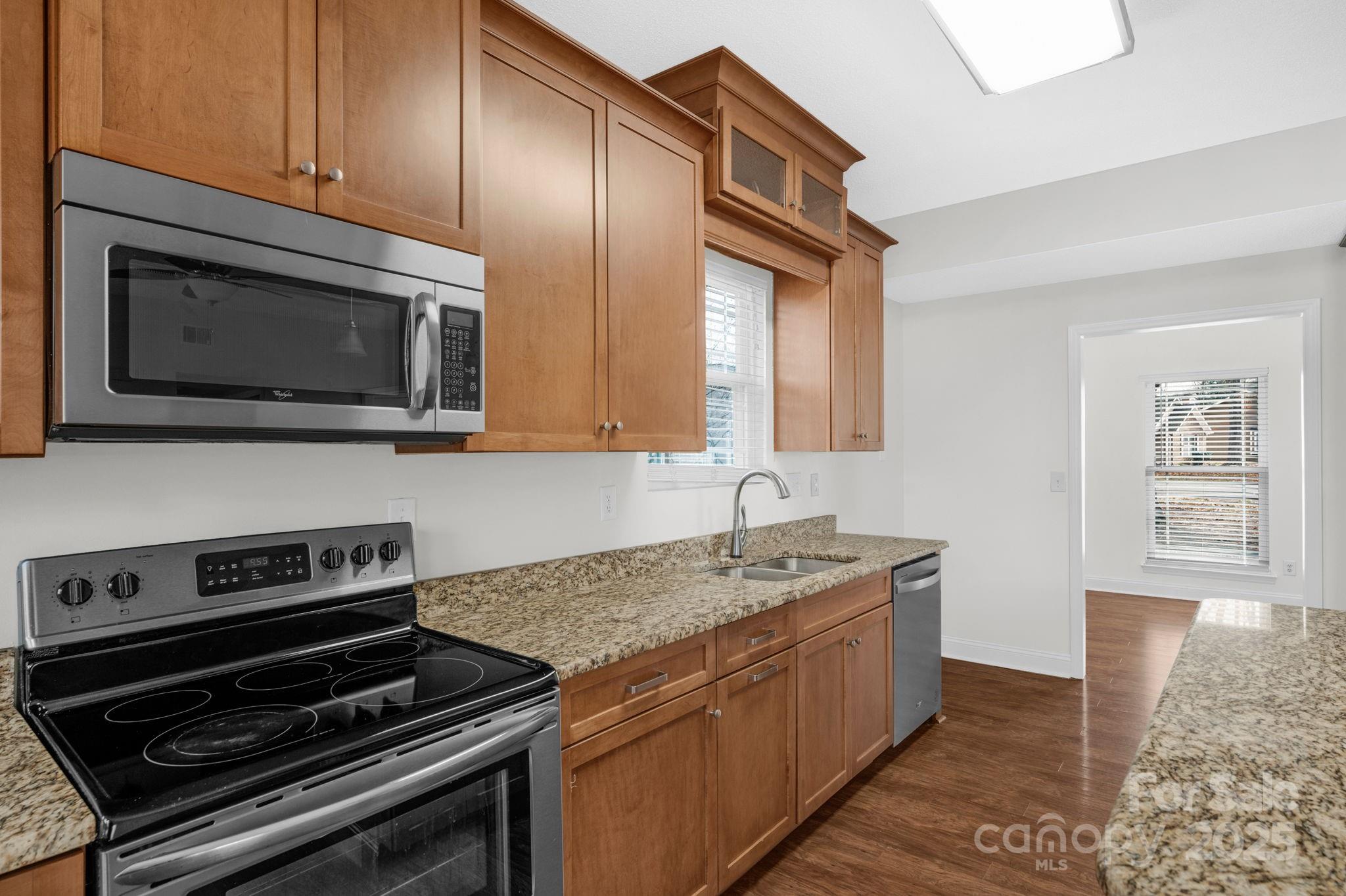 Photo 16 of 6109 Tartan Green Court, Charlotte, NC