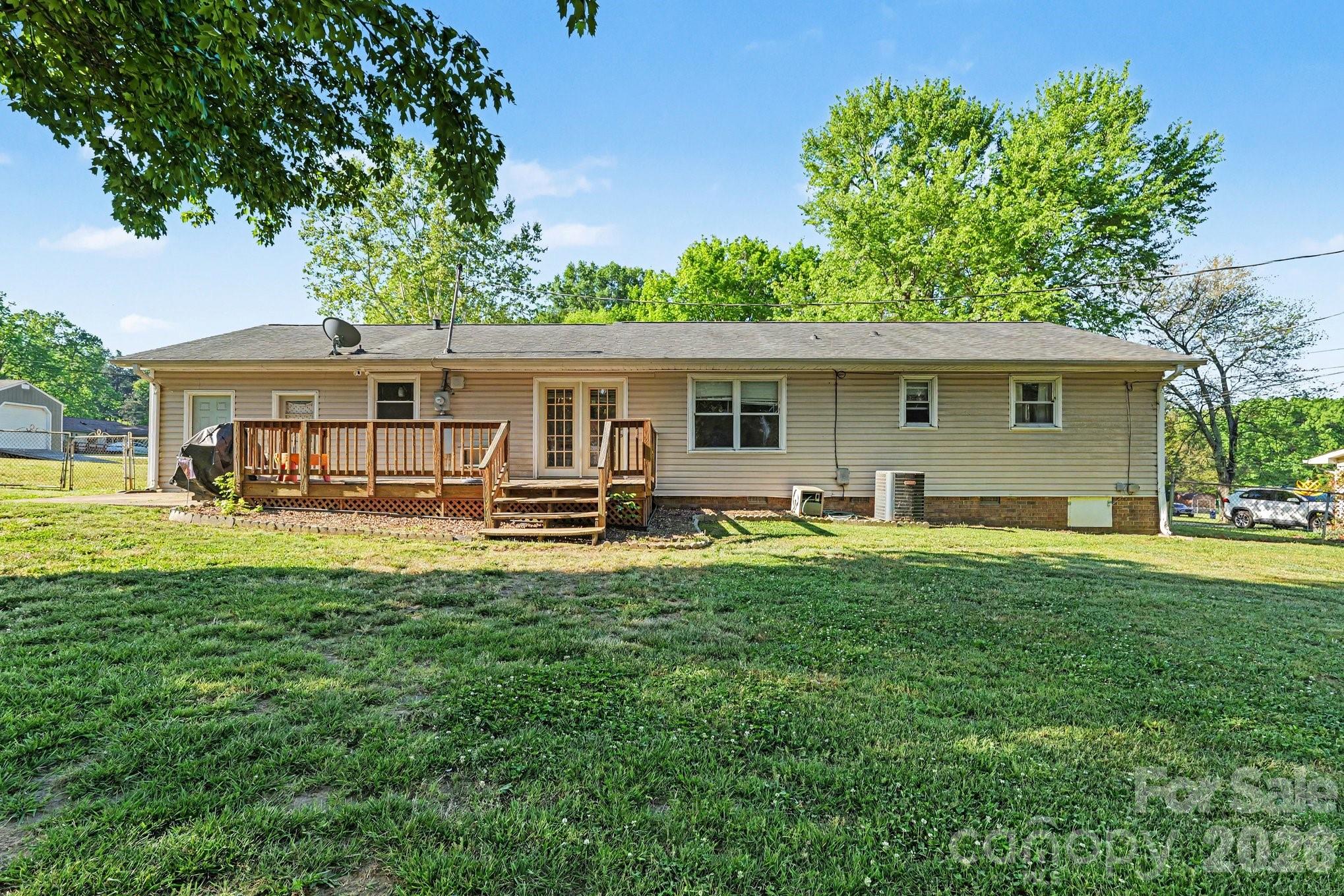 Photo 4 of 105 Stoneybrook Road, Salisbury, NC