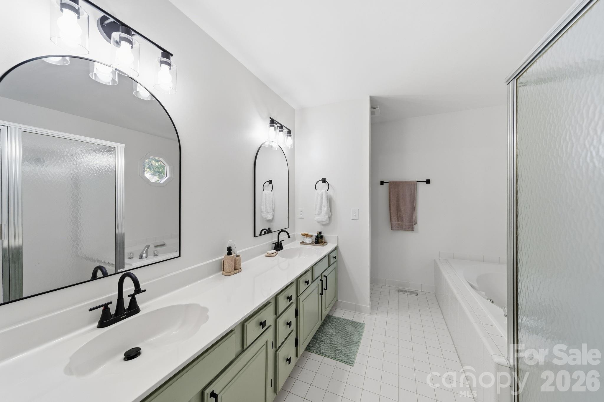 Photo 16 of 5204 Tedorill Lane, Charlotte, NC