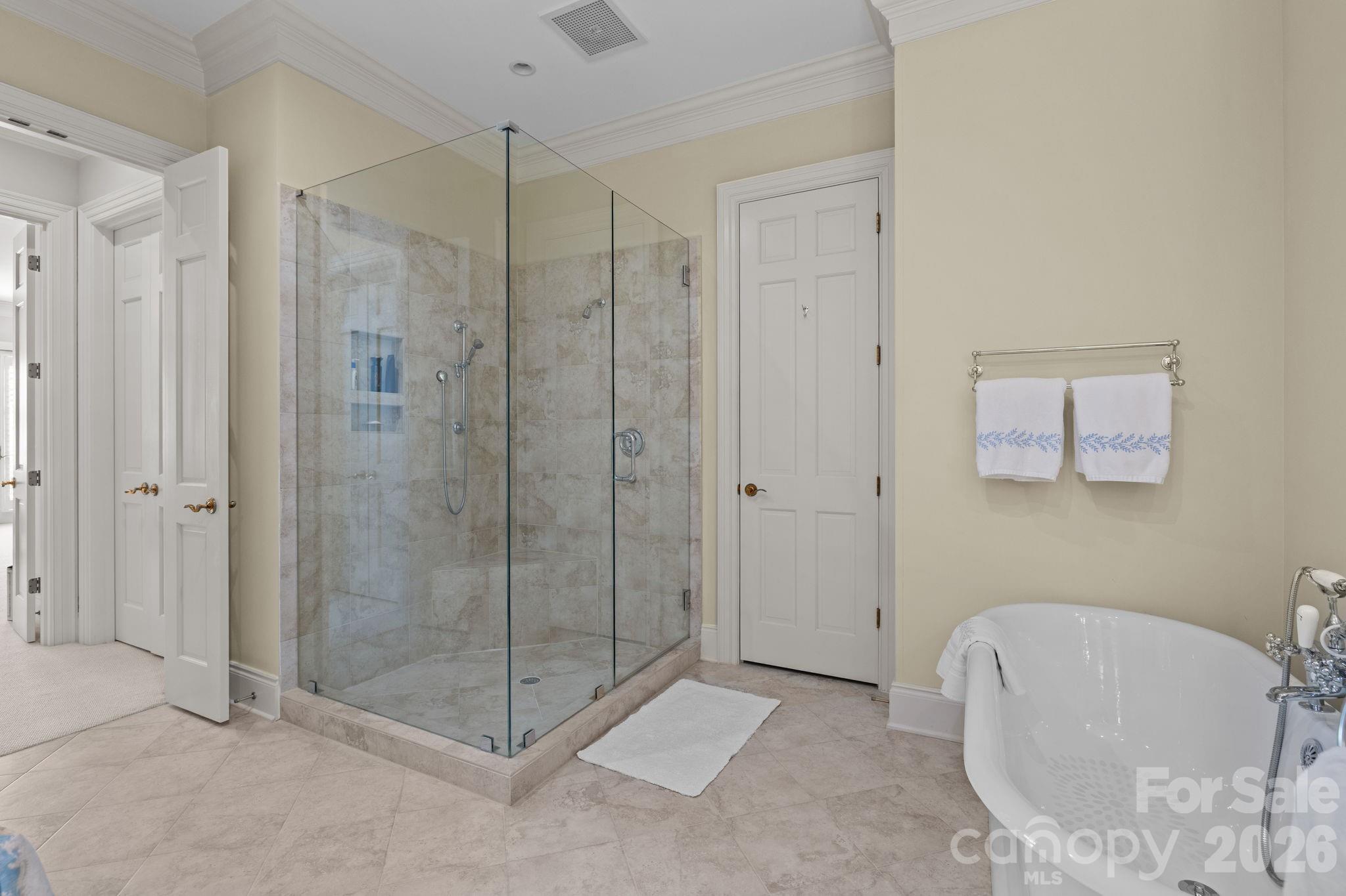 Photo 29 of 168 Cherokee Road, Charlotte, NC