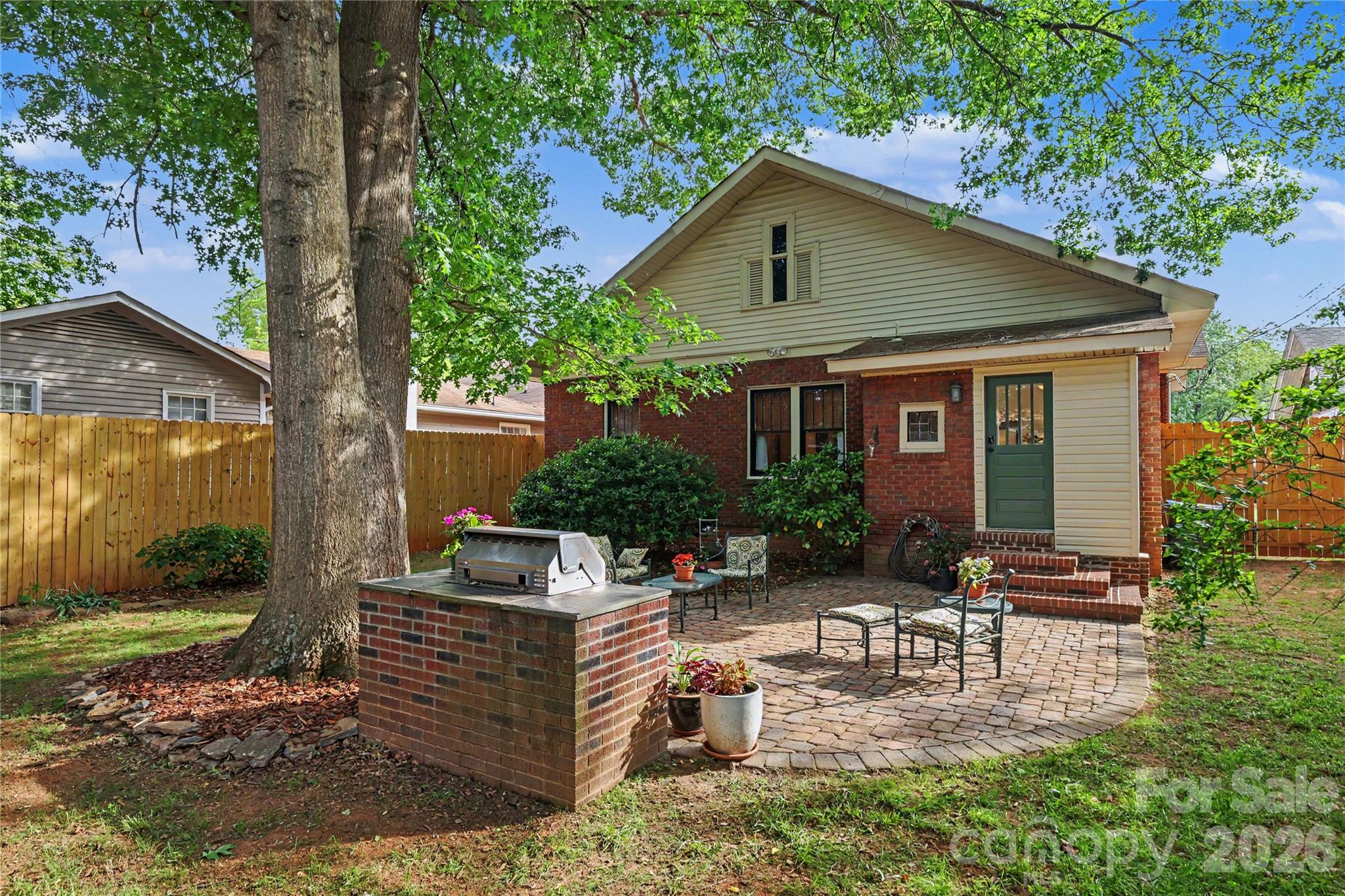 118 E Miller Street, Salisbury, NC - photo 4 of 32