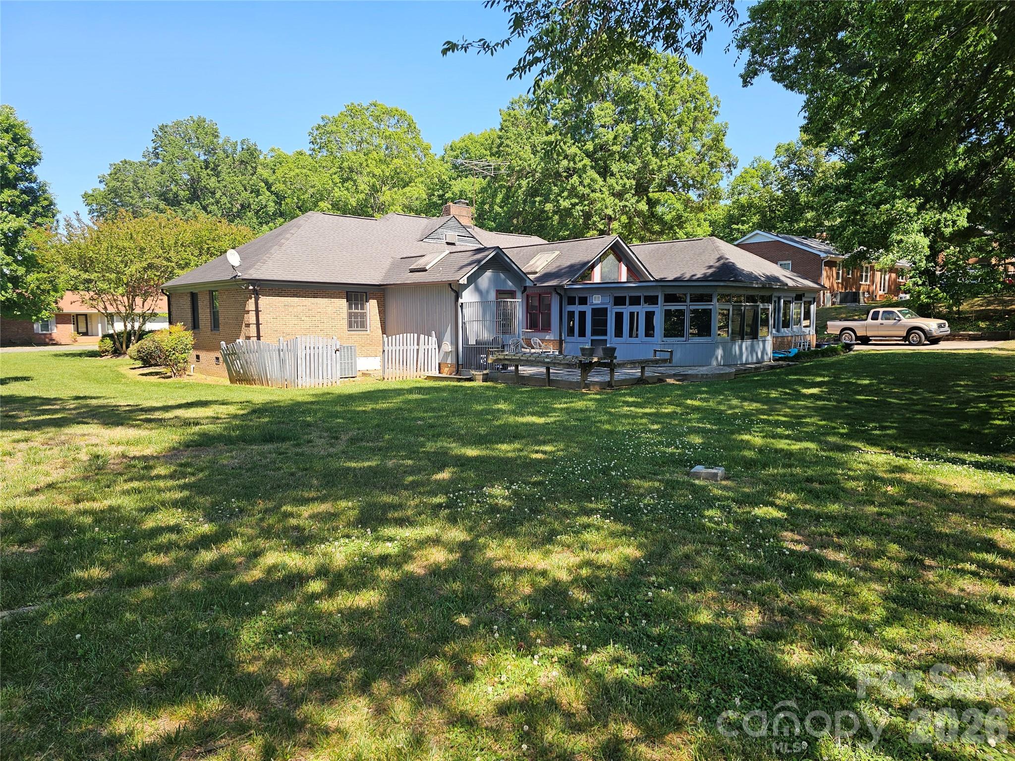 Photo 3 of 1108 Oak Hill Drive, Monroe, NC