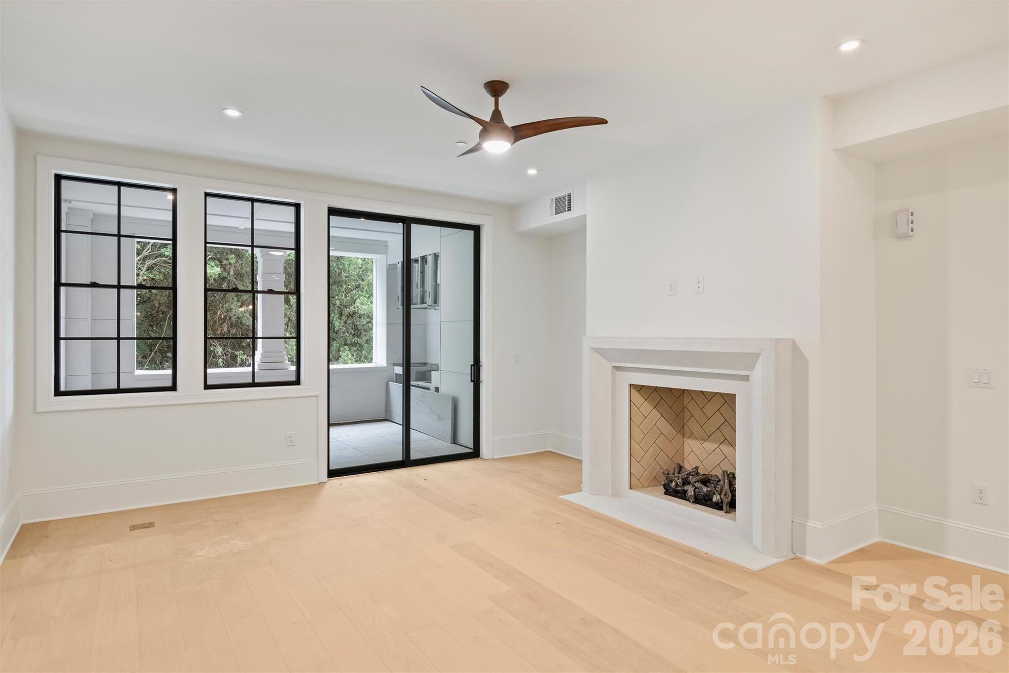 Photo 19 of 409 Queens Road304, Charlotte, NC
