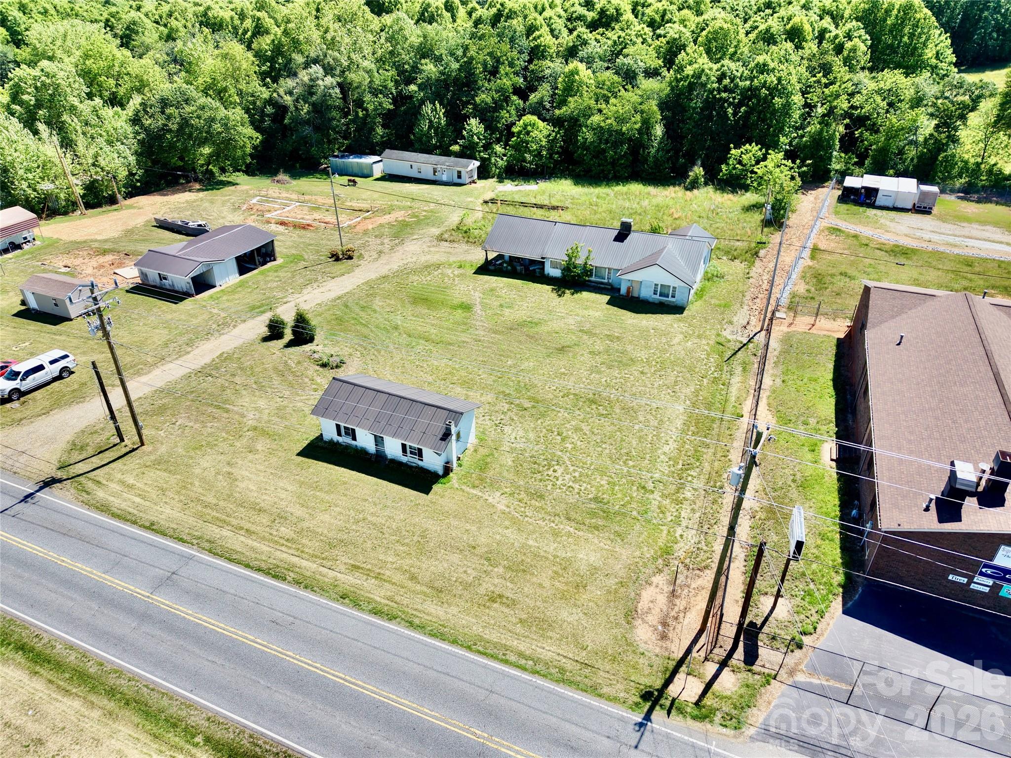 1263 NC 16 Highway N, Taylorsville, NC - photo 15 of 48