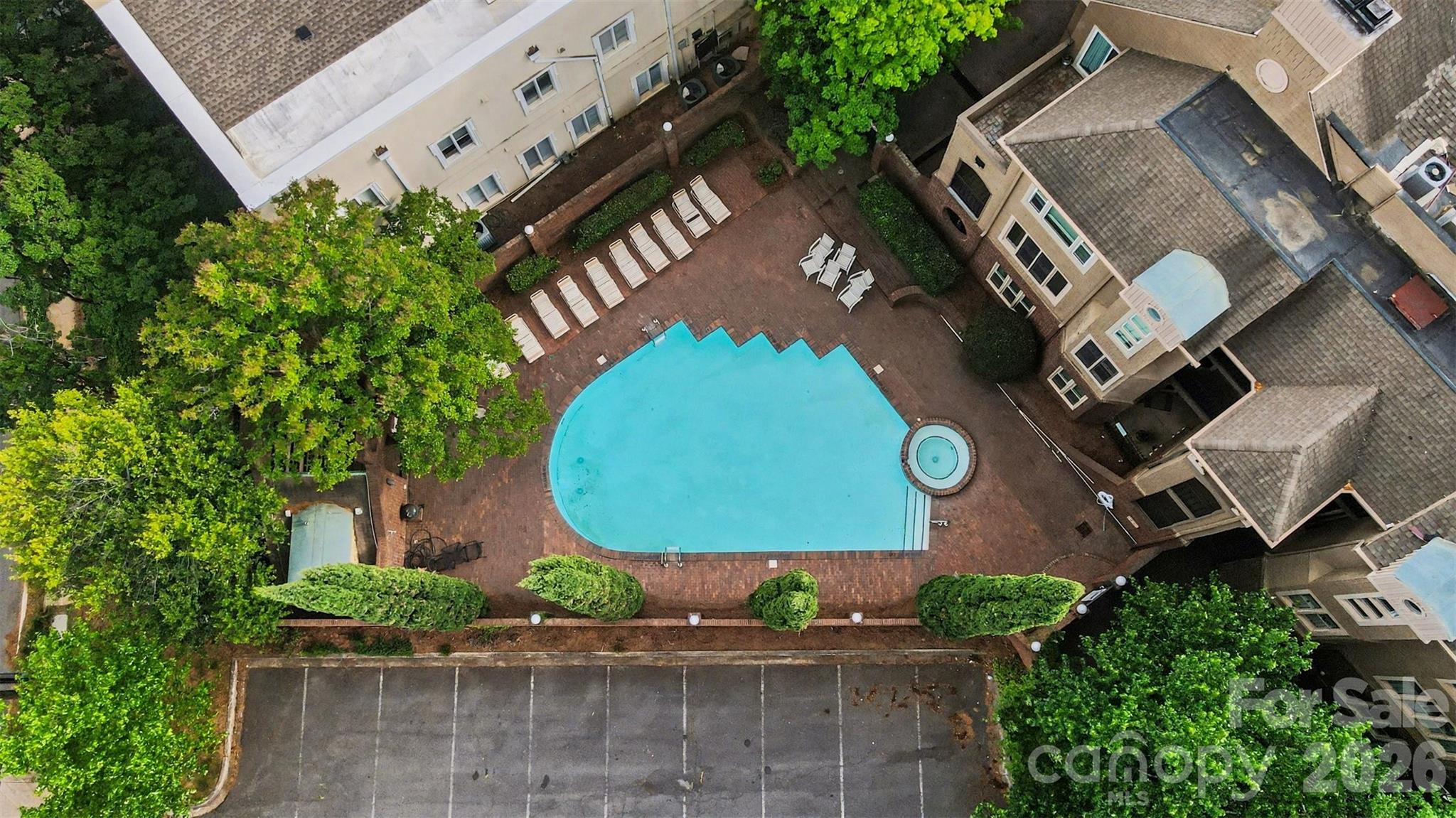 Photo 31 of 1109 E Morehead Street5, Charlotte, NC