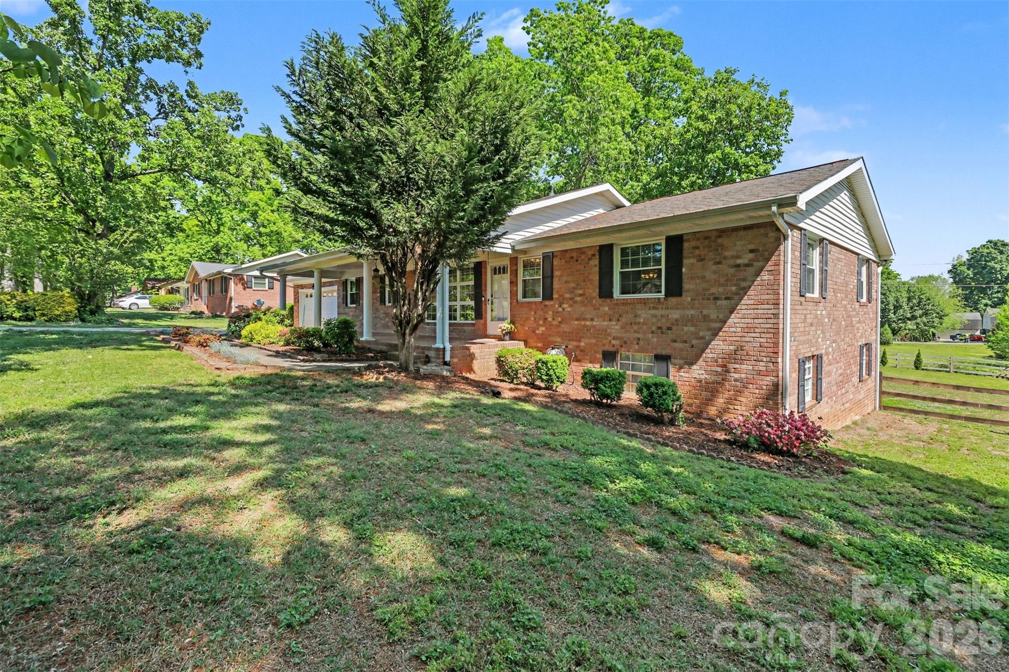 2115 Candlewood Drive NW, Concord, NC - photo 31 of 40