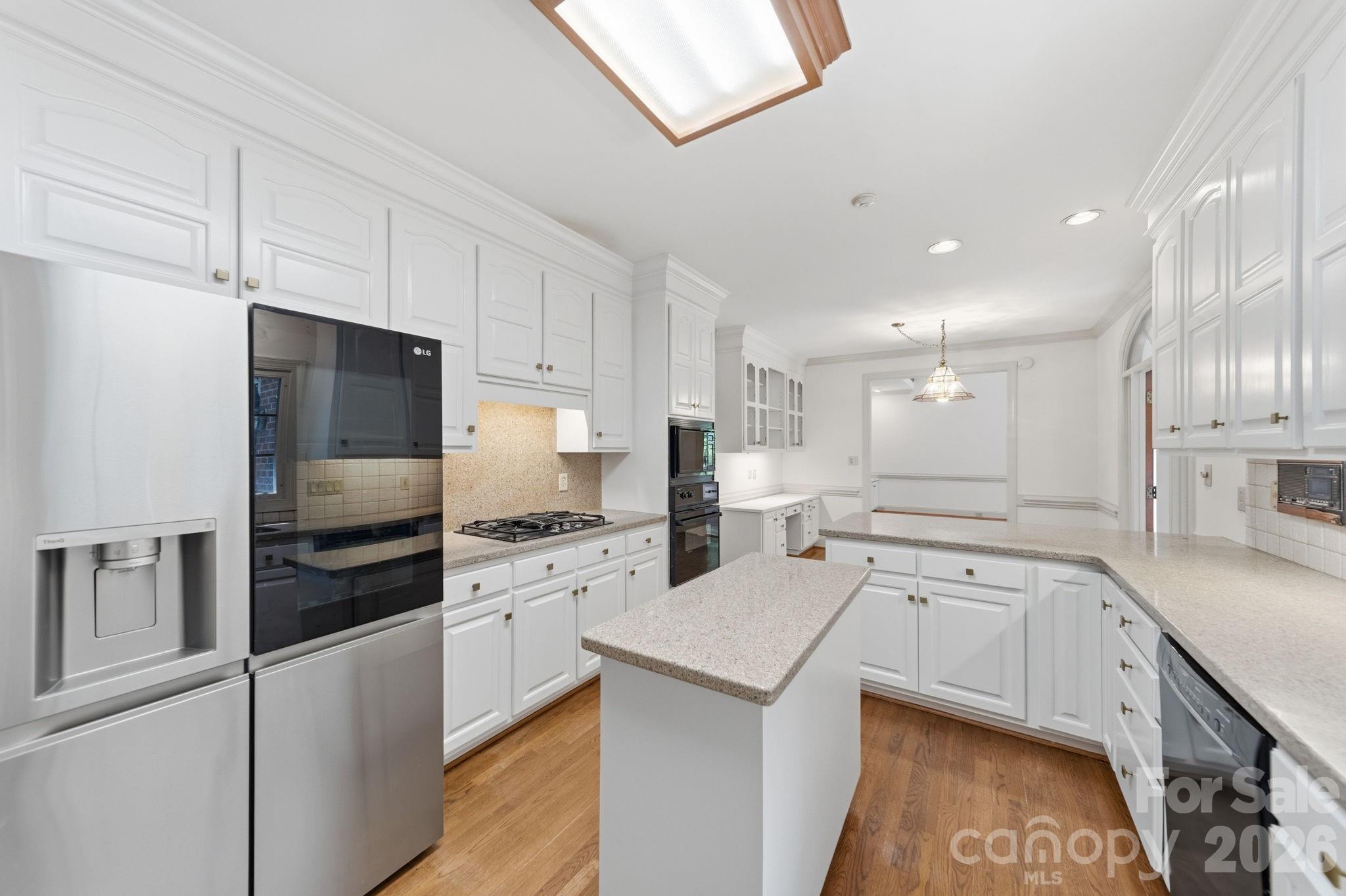 Photo 16 of 5215 Silchester Lane, Charlotte, NC