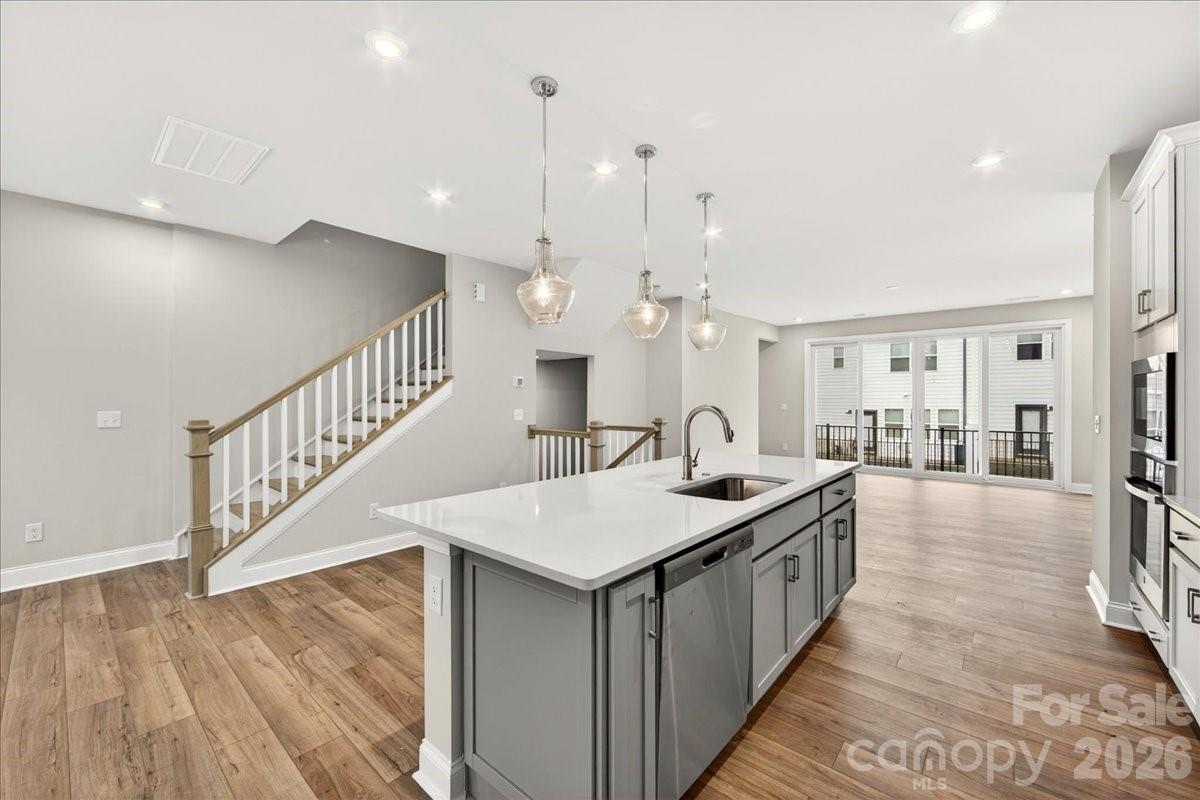 Photo 17 of 921 Archway Lane, Charlotte, NC