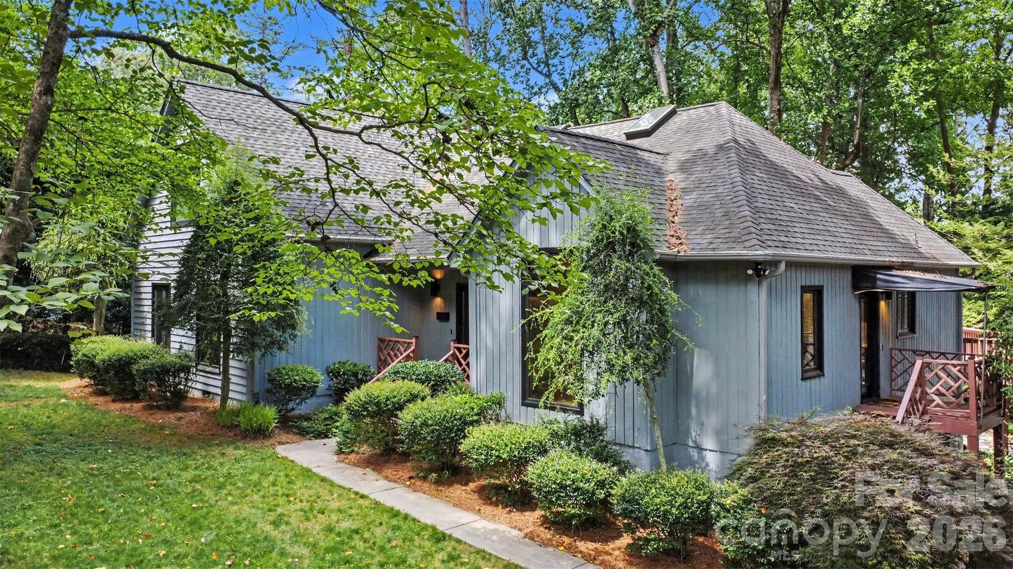 Home for sale at 5123 Randolph Road, Charlotte, NC — photo 2 of 44