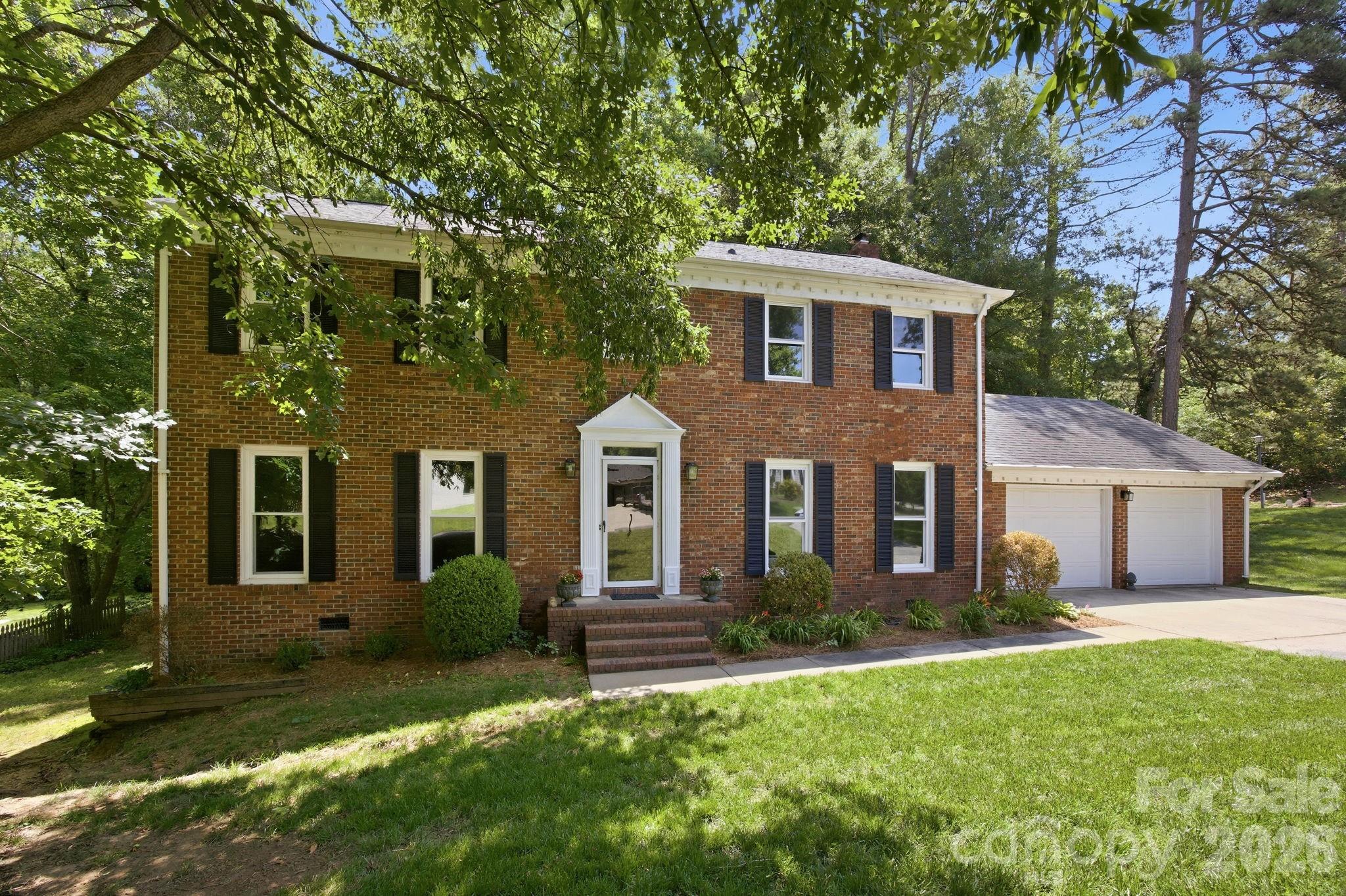 2011 Windlock Drive, Charlotte, NC
