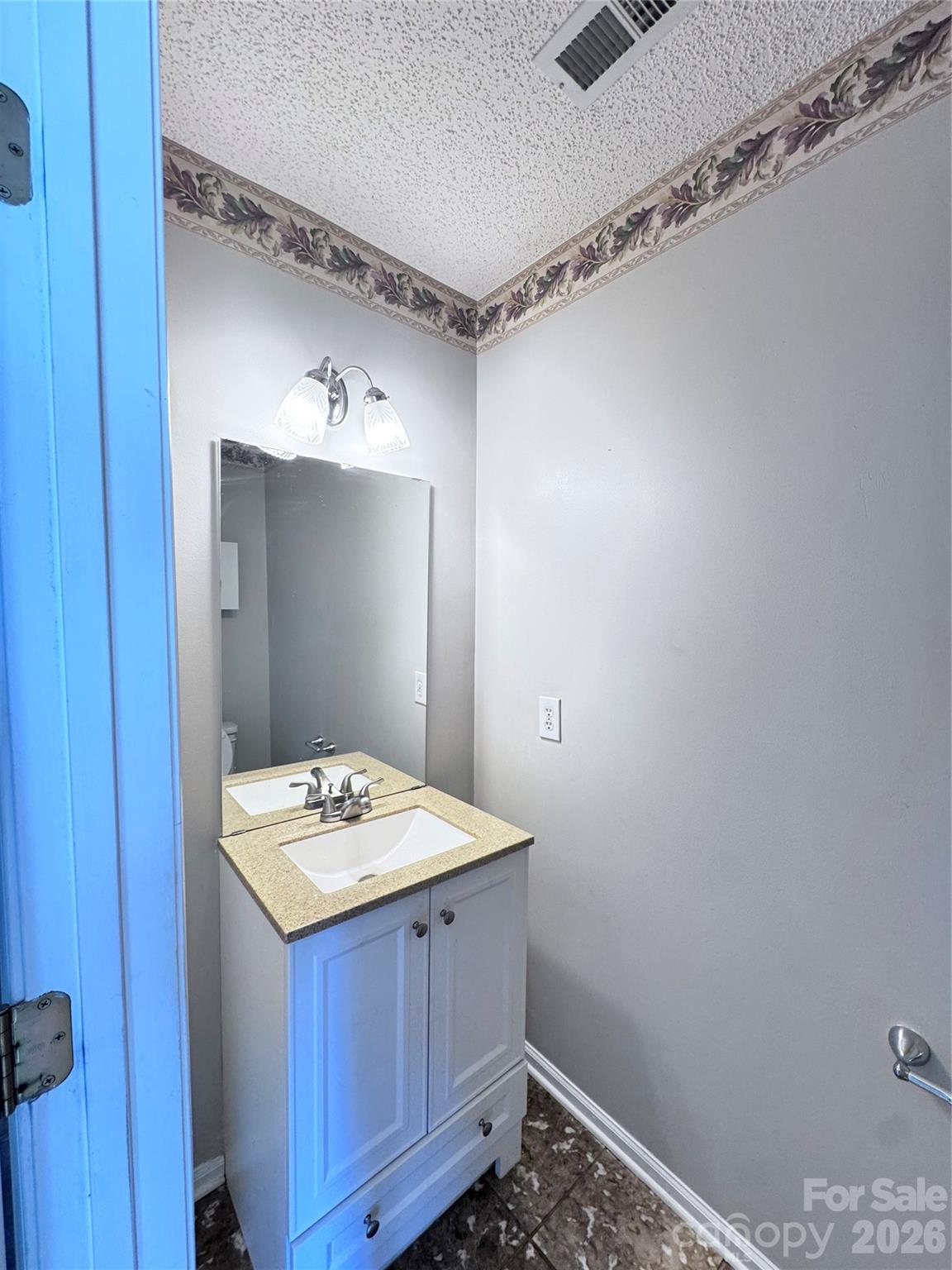 6528 Forest Cross Drive, Charlotte, NC - photo 11 of 24