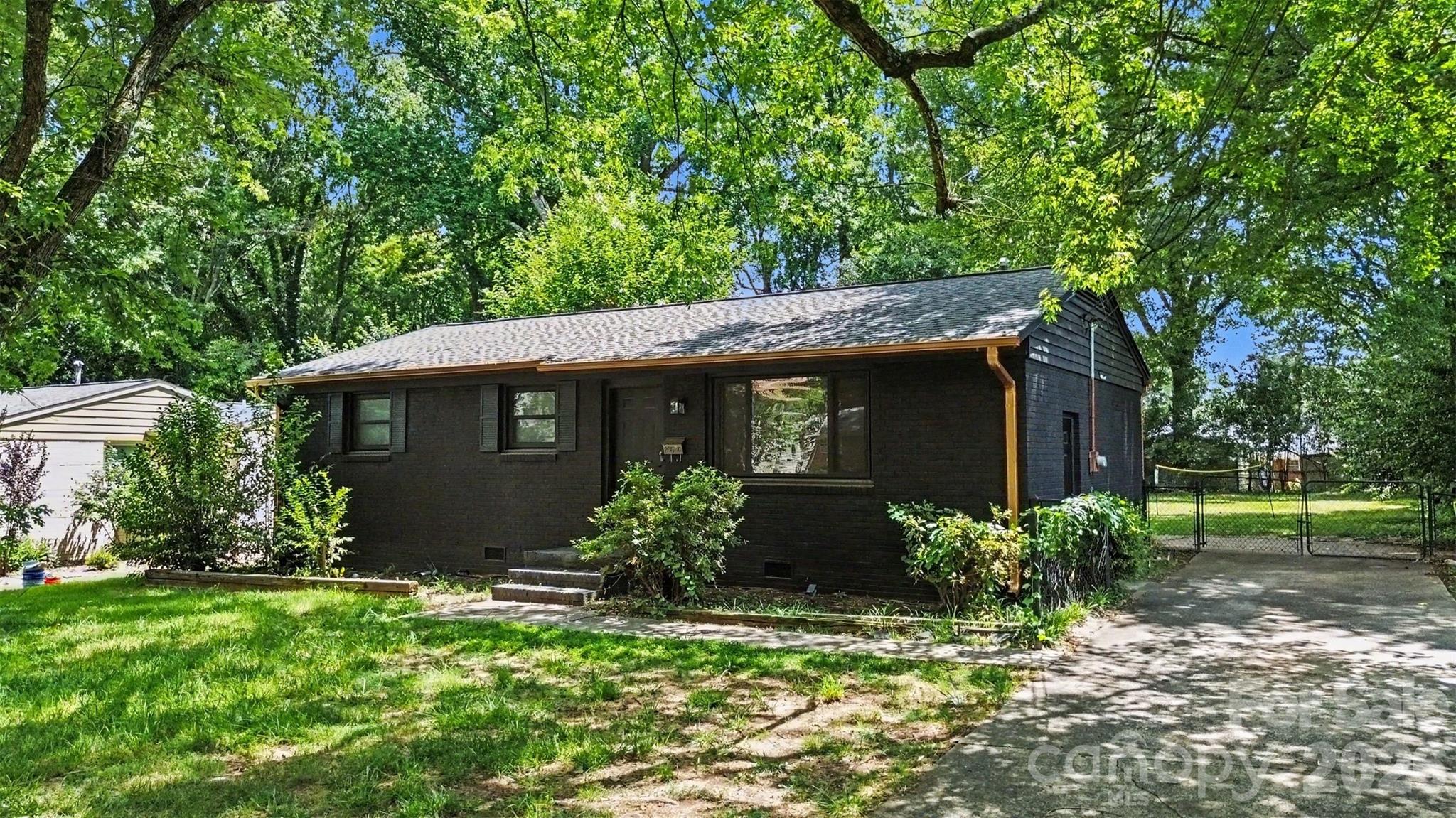 Home for sale at 2616 Springway Drive, Charlotte, NC — photo 1 of 21