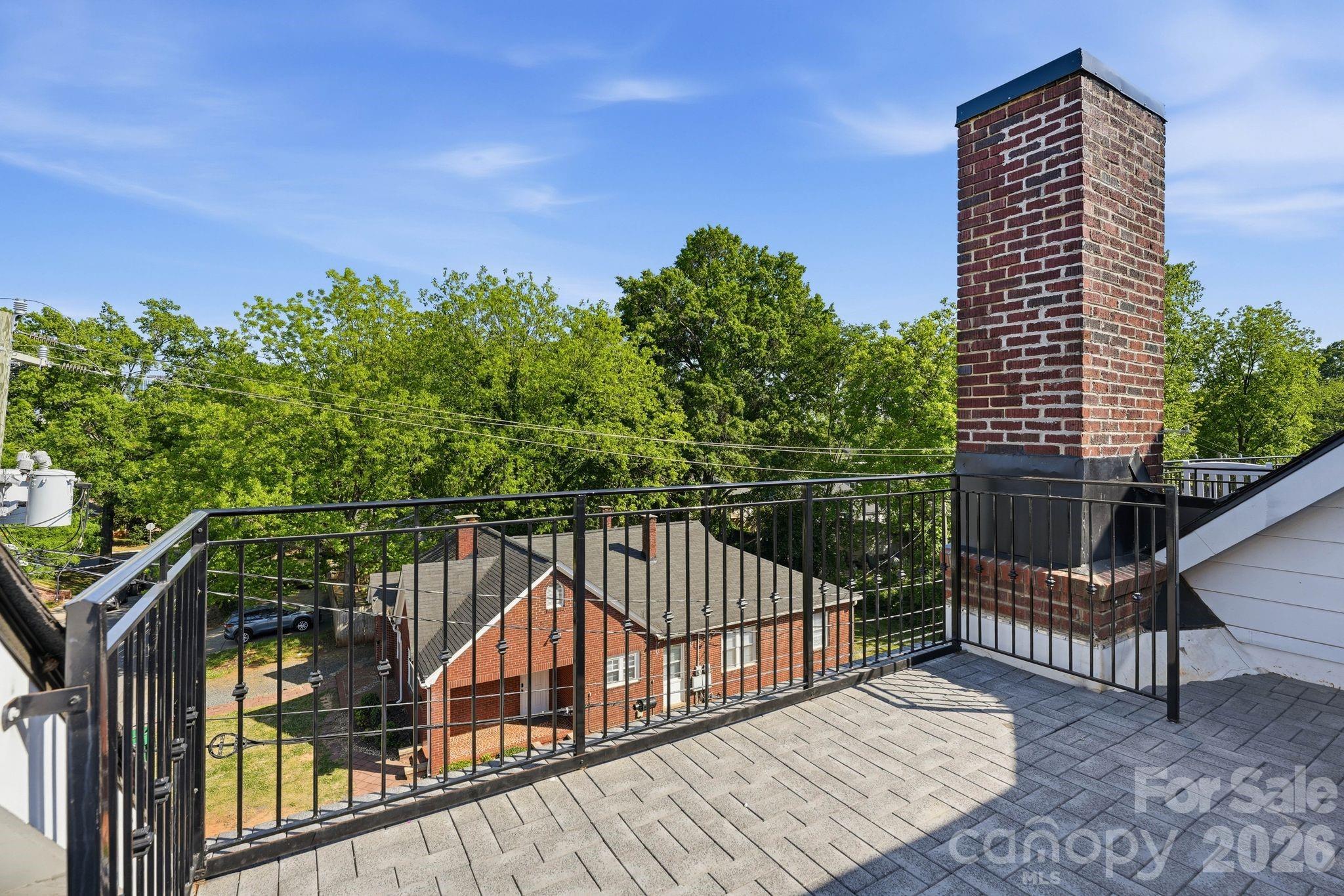 Photo 19 of 201 Grandin Road6, Charlotte, NC