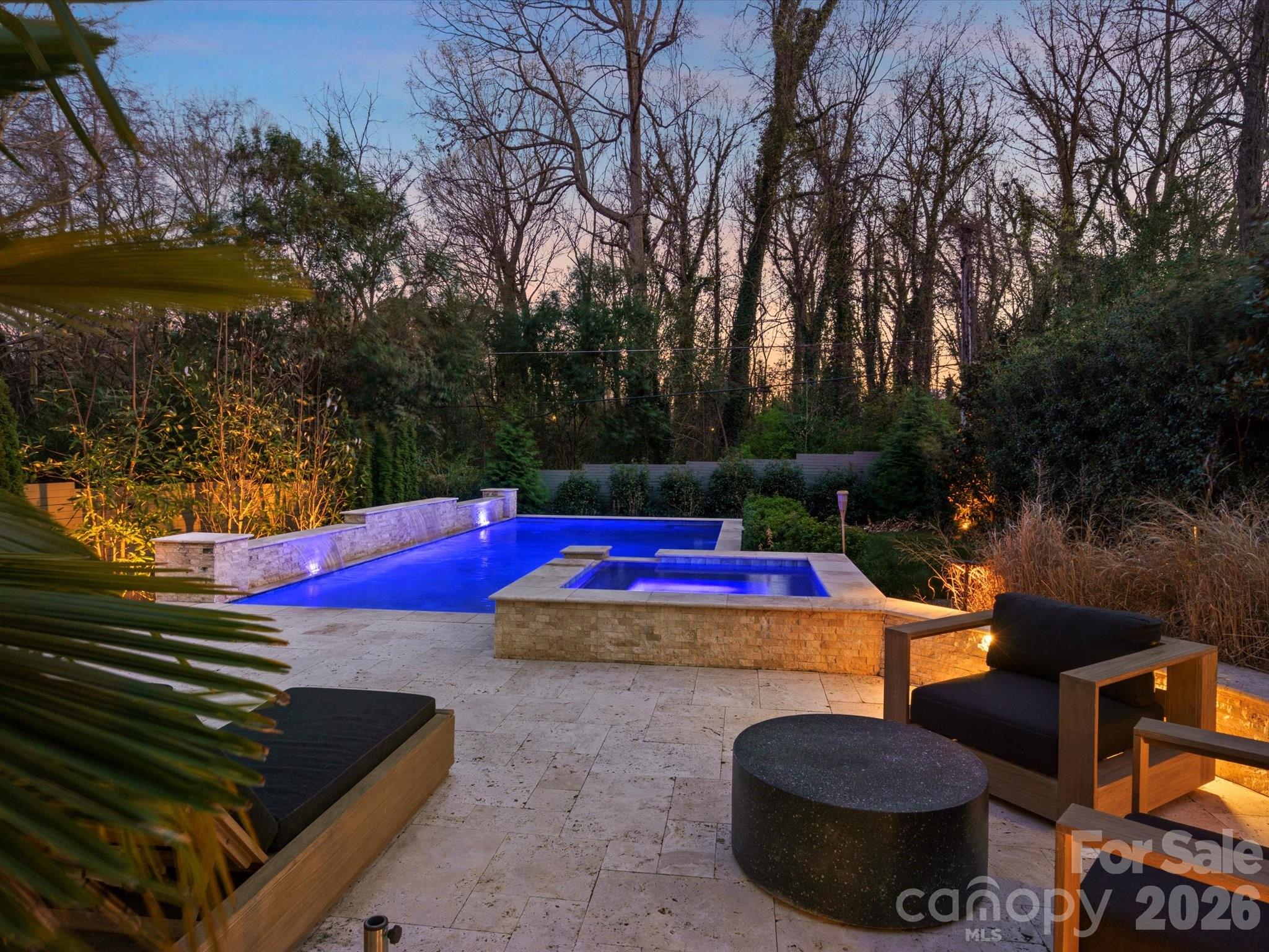 Photo 34 of 3220 Commonwealth Avenue, Charlotte, NC